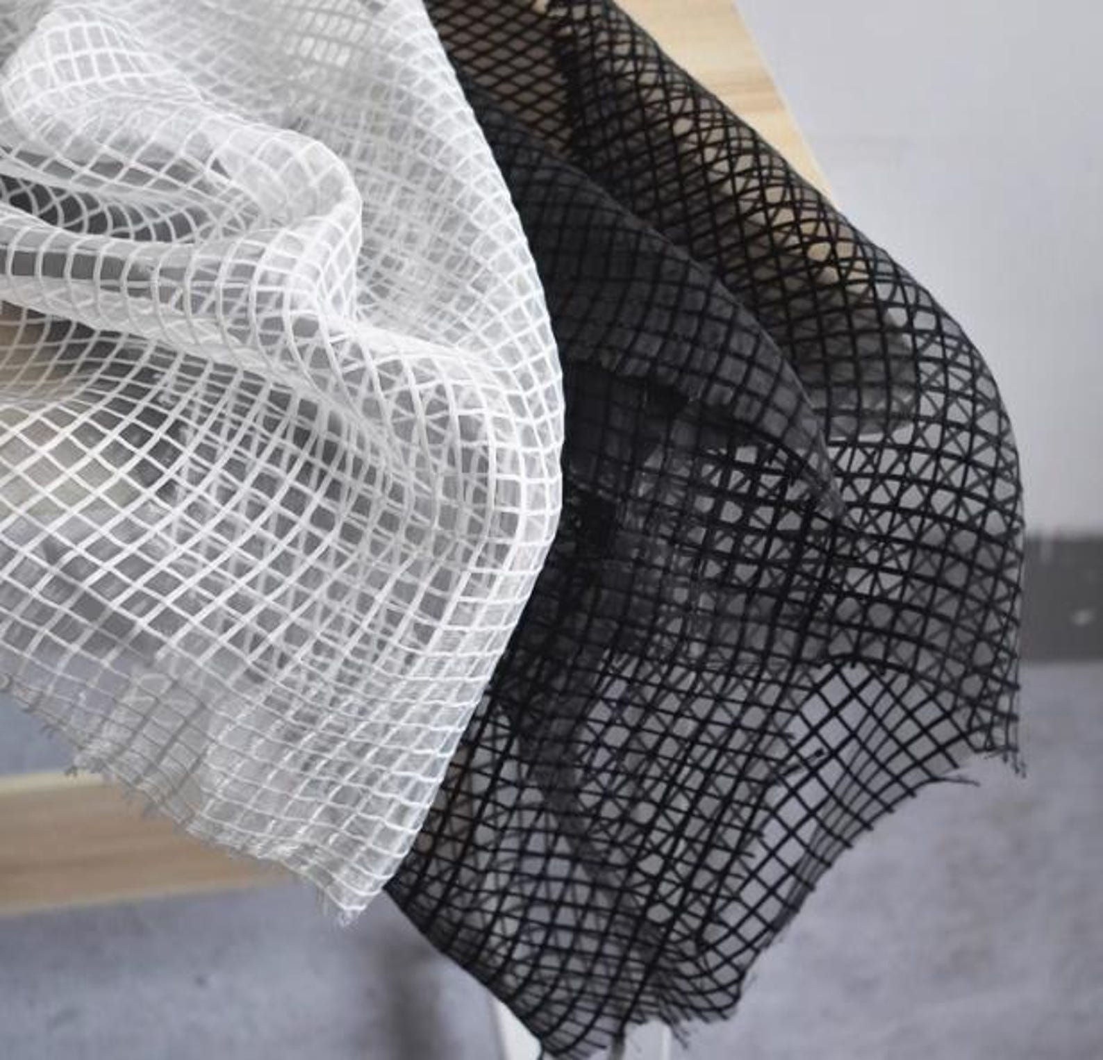 White Stiff Organza Fabric, 3D Texture Modelling Fabric, Small Square ...