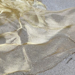 Gold Designer Diy Mesh Fabric, Malleable Rigid Decorative Fabric ...