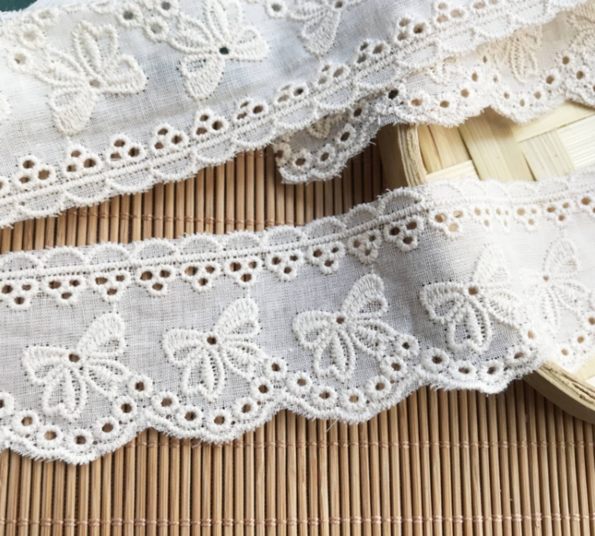 1 Yard Butterfly Lace Trim Beige Exquisite Alice Lace - Etsy