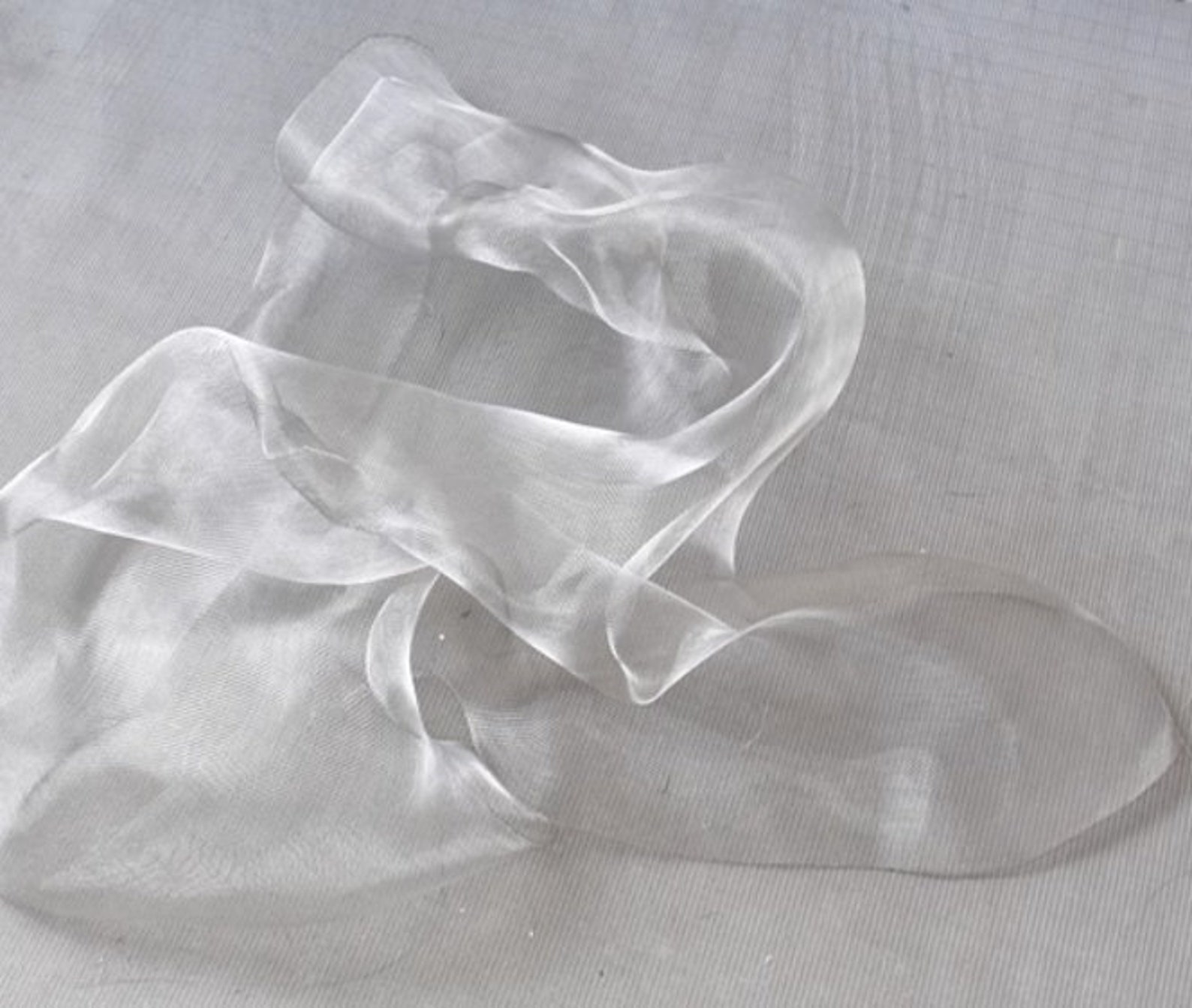Hard Wire Mesh Fabric, Cloud and Smoke Into Rain Decor Fabric, Steel ...