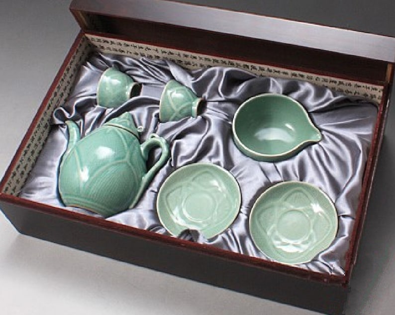 Korean Celadon Teapot and Teacup Set Korea Joseon Dynasty - Etsy