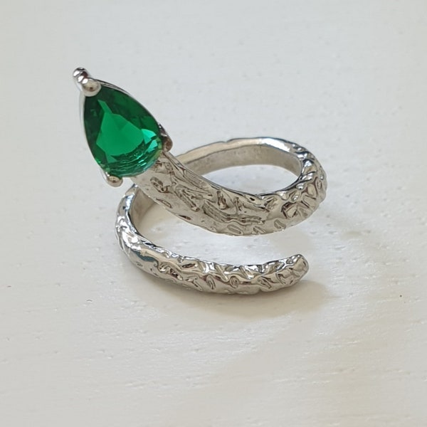 Green Snake Ring - Etsy UK