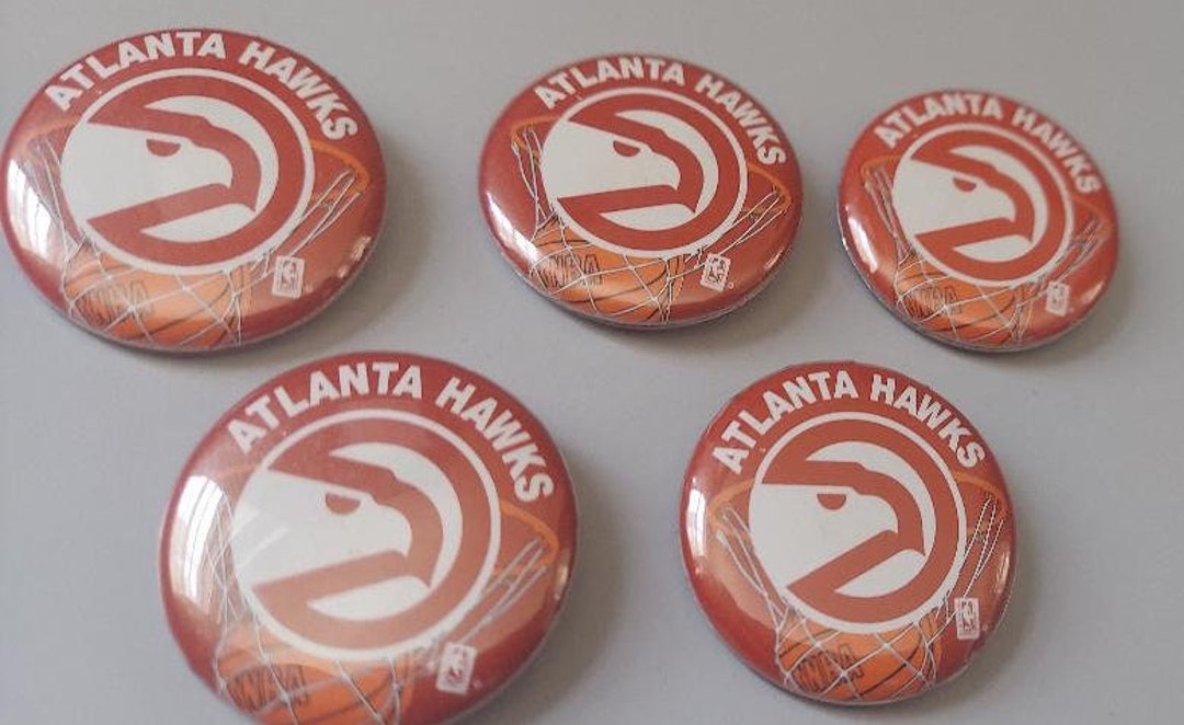 NBA Atlanta Hawks Five Small Used Red Buttons Lot Basketball OOP ...