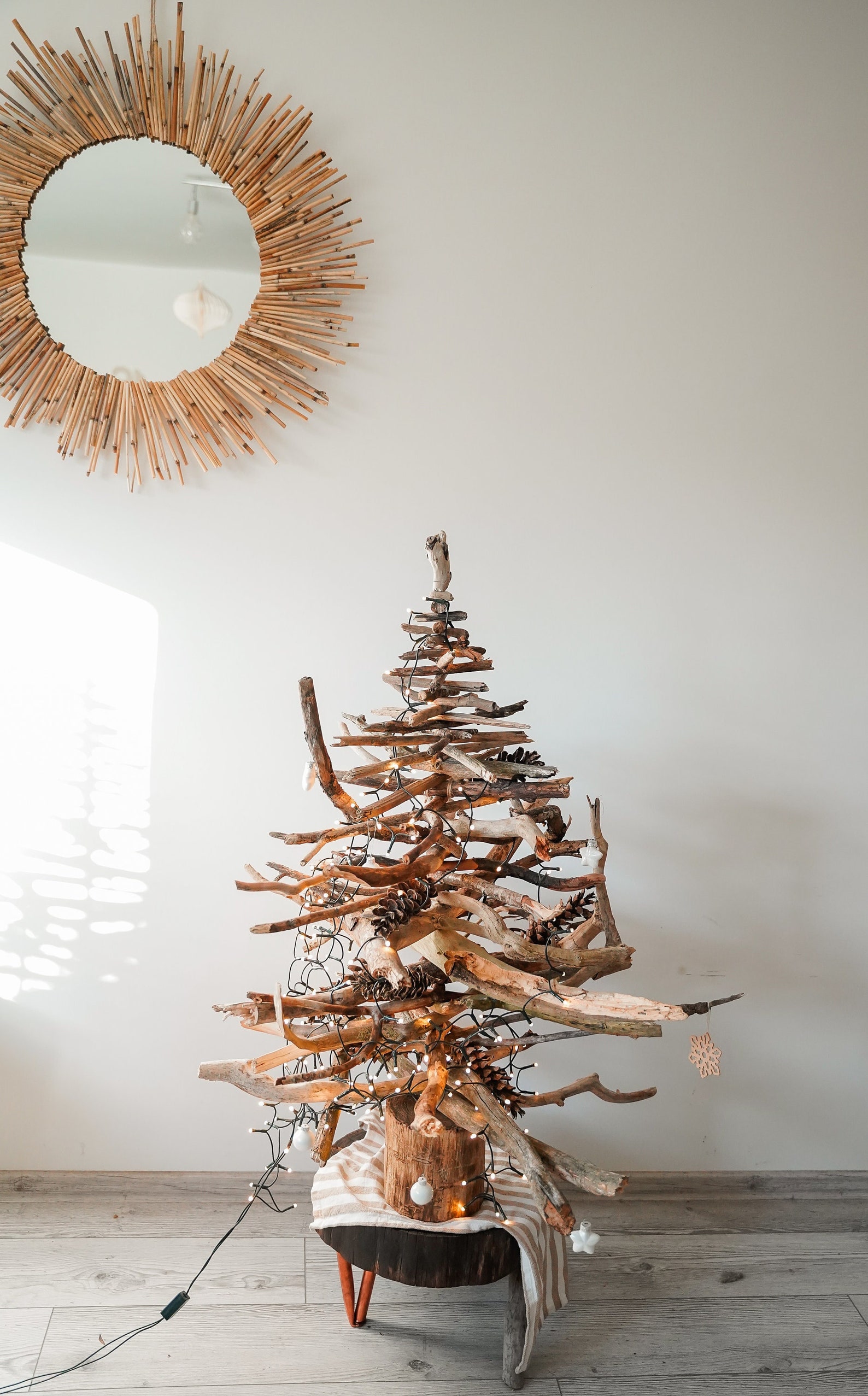 1 M (40") Driftwood Medium Christmas Tree. Natural Applied Art. New ...