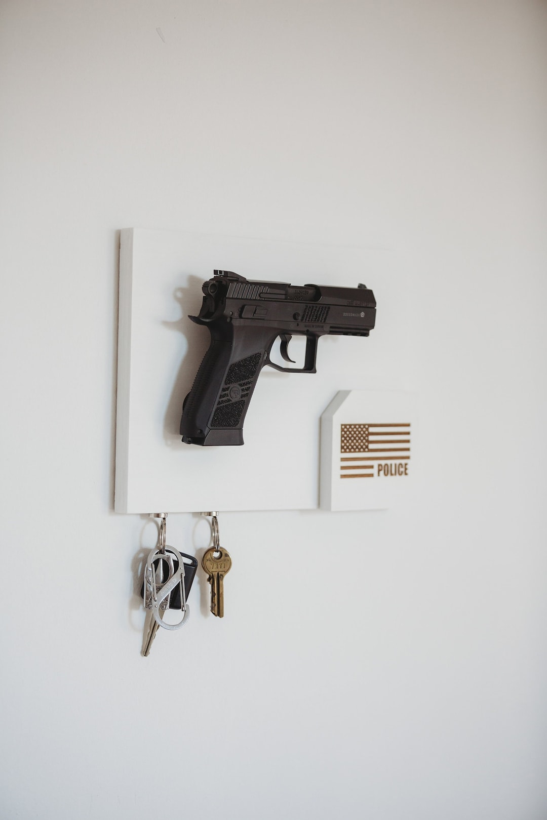 Magnetic Gun Wall Mount Pistol Wall Hanger With Key Holder - Etsy