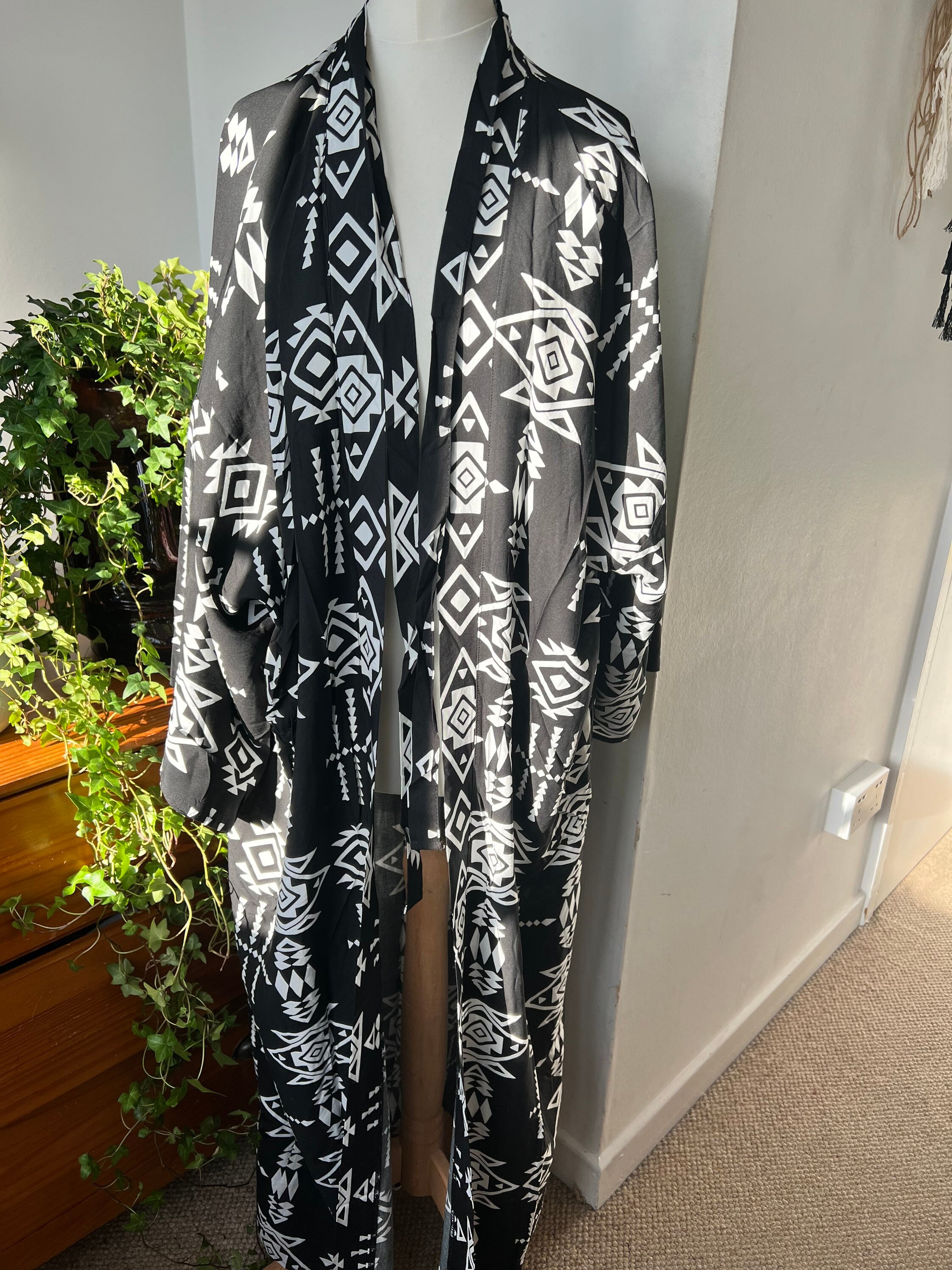 Black and White Boho Kimono Tulum Style Kimono Bali Style Kimono - Etsy