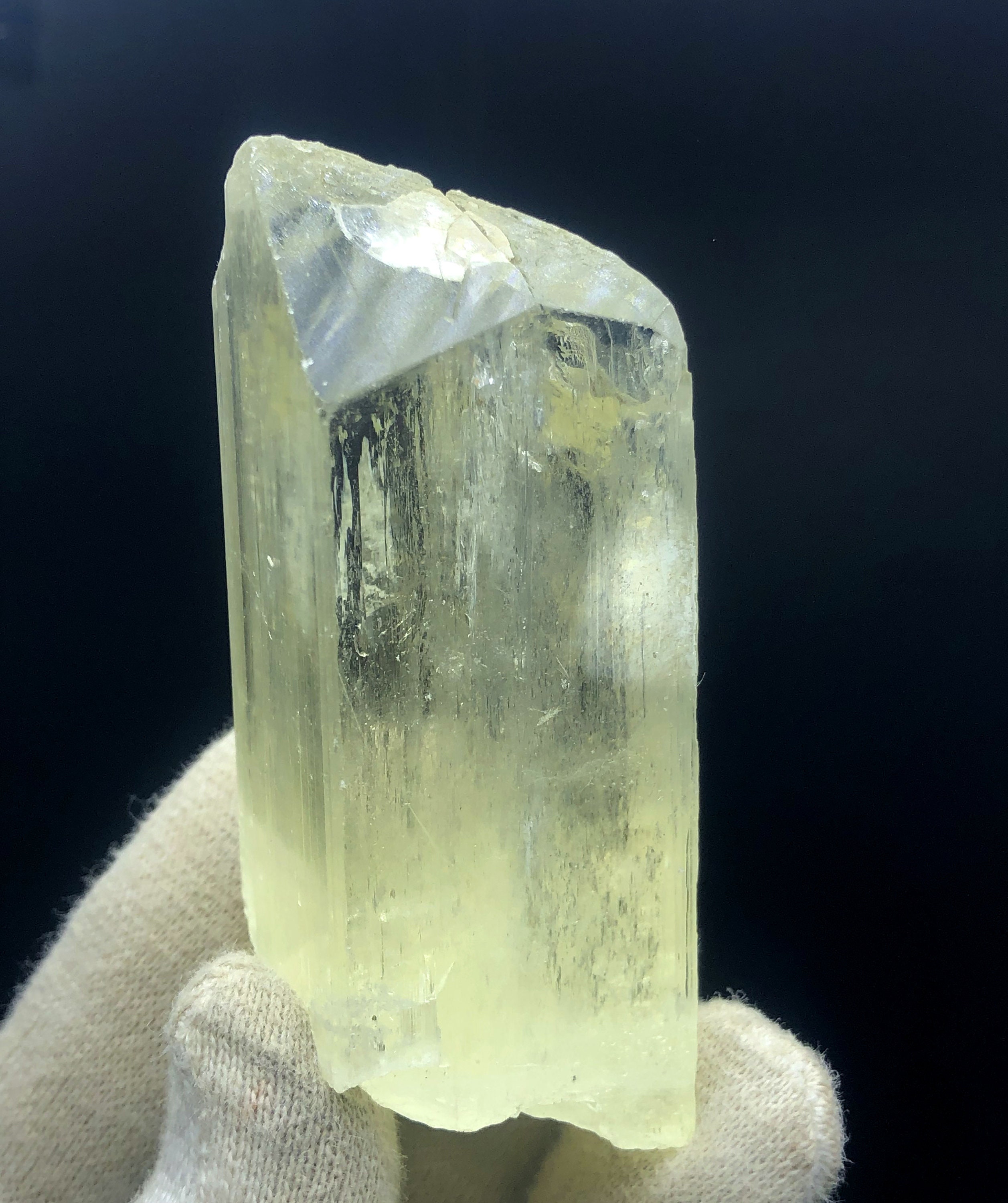 Kunzite Crystal, Yellow Kunzite, Triphane Kunizte, Kunzite Stone ...