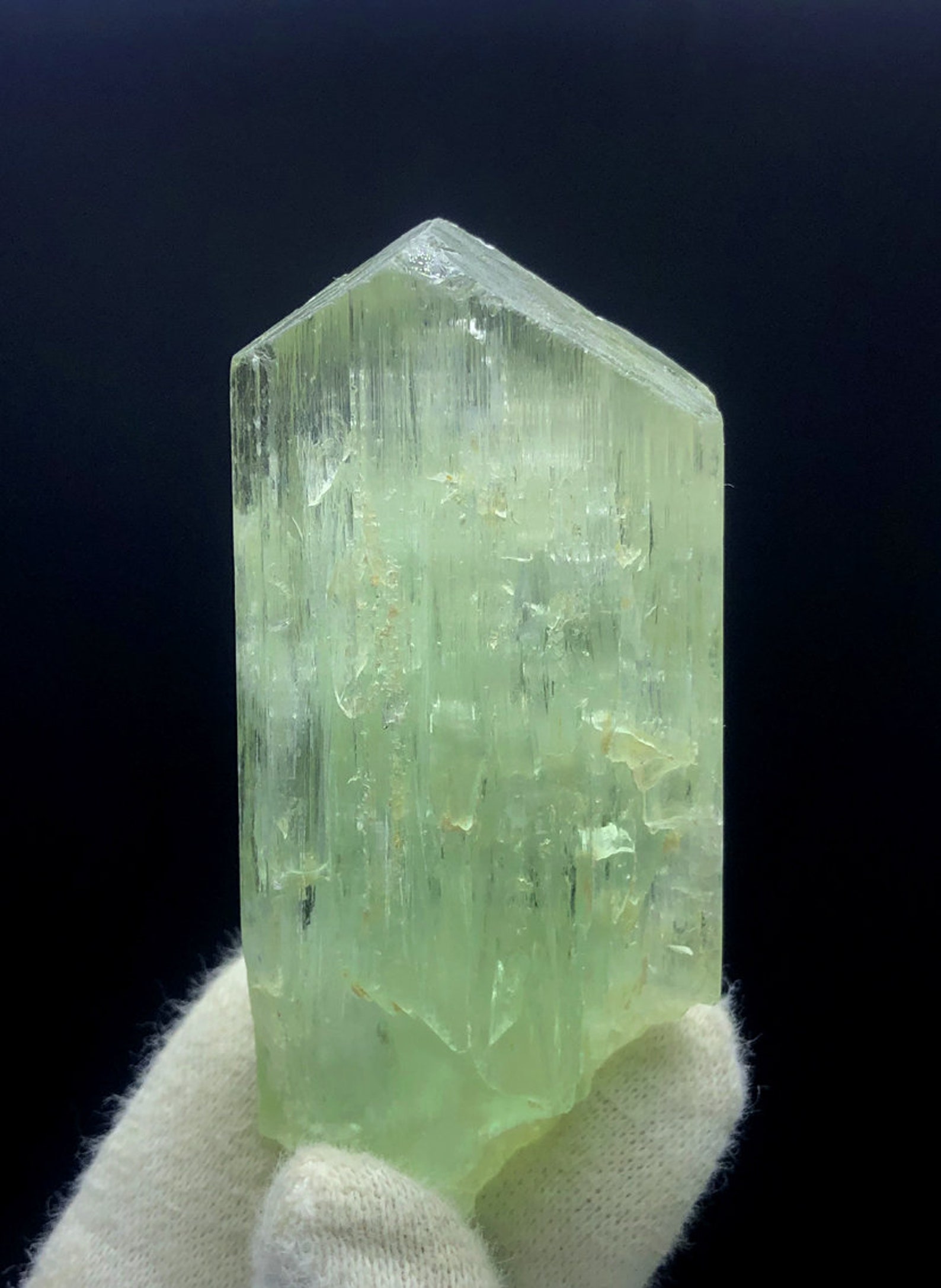 Natural Green Kunzite, Hiddenite Kunzite, Kunzite Crystal, Raw Kunzite ...