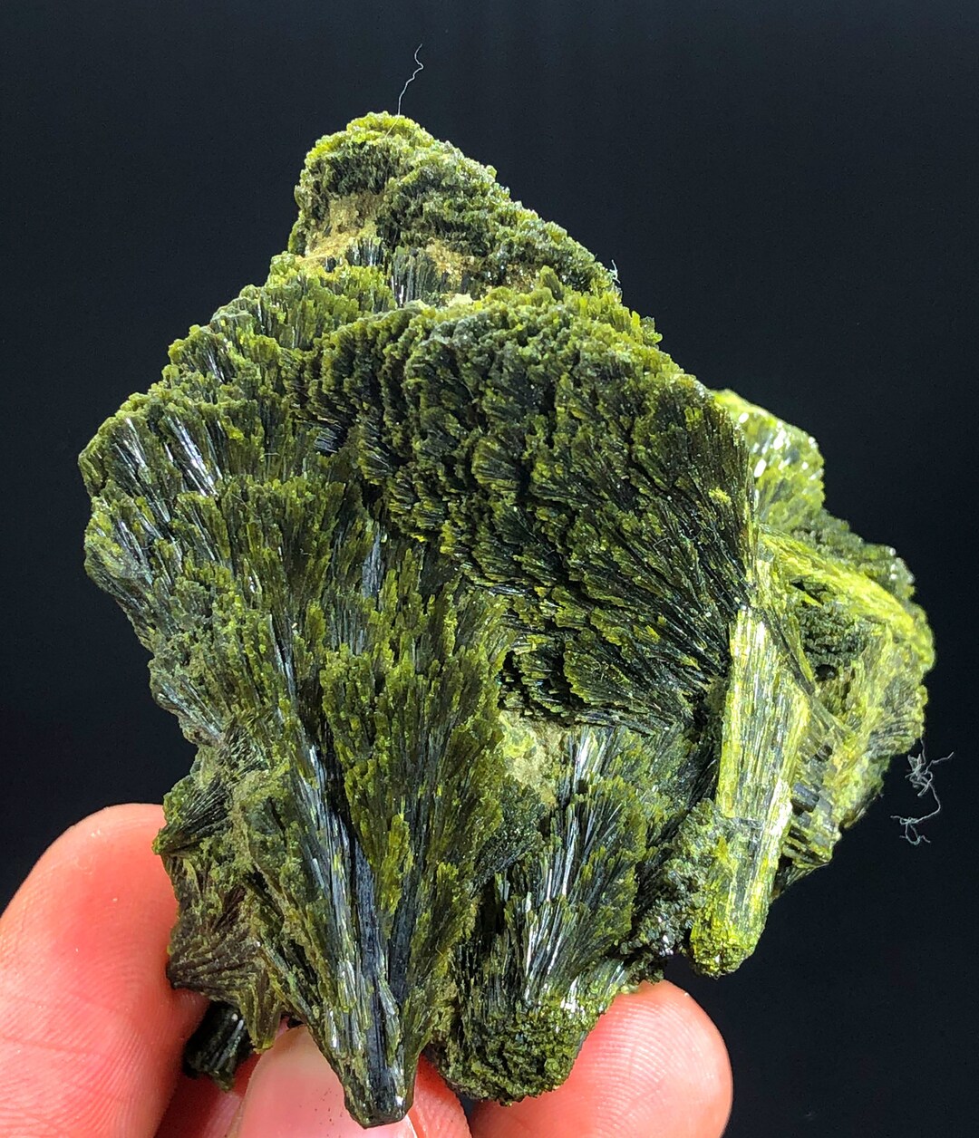 Natural Green Color Epidote Crystal, Epidote Specimen, Green Epidote ...