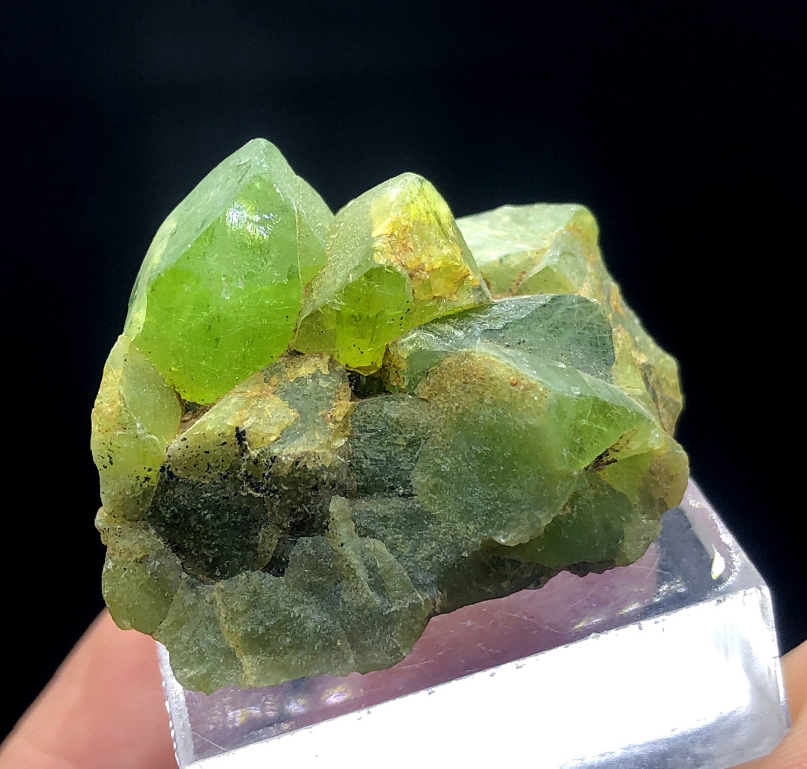 Peridot Crystal , Olivine Peridot Crystals Specimen, Raw Peridot ...
