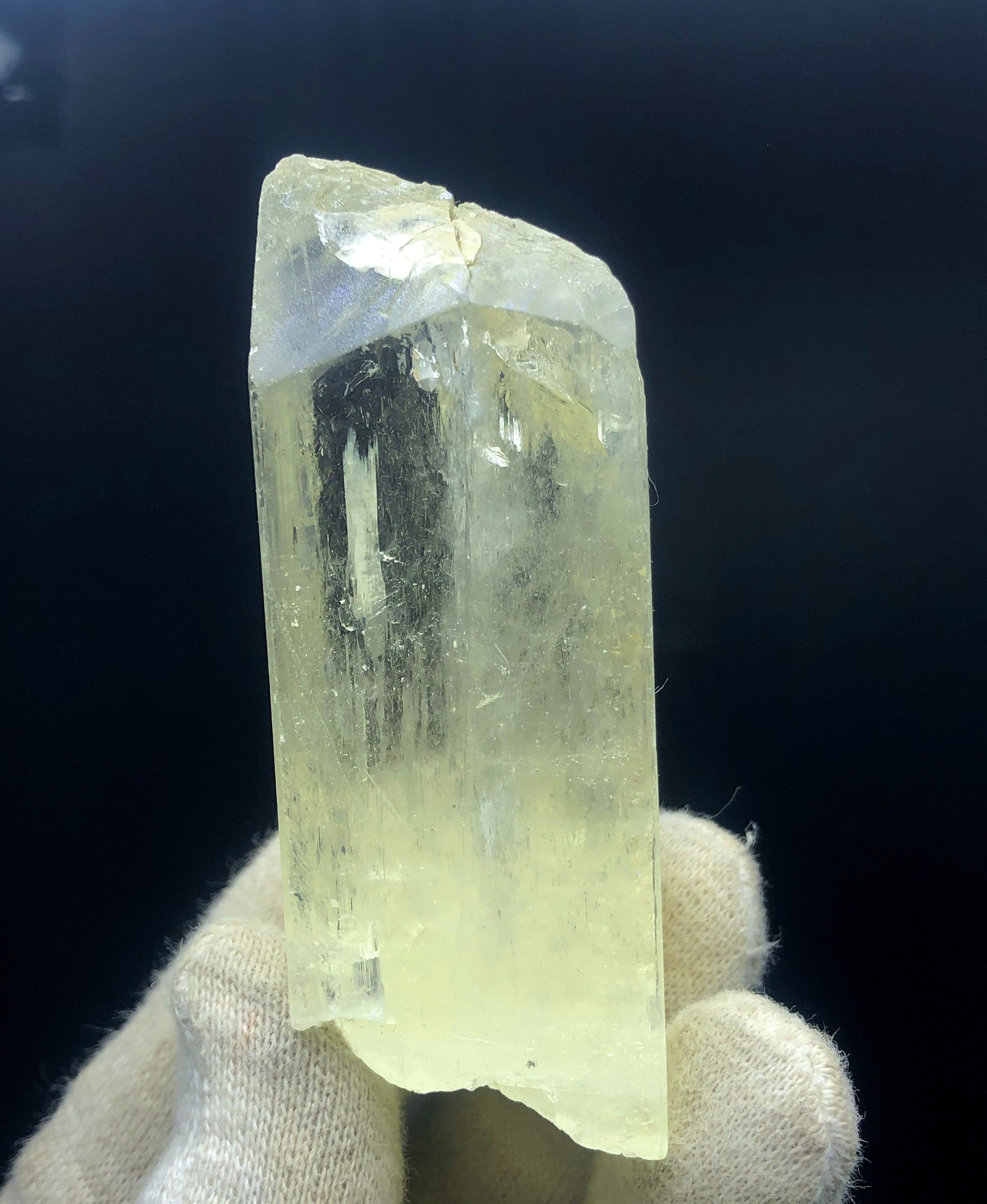 Kunzite Crystal, Yellow Kunzite, Triphane Kunizte, Kunzite Stone ...
