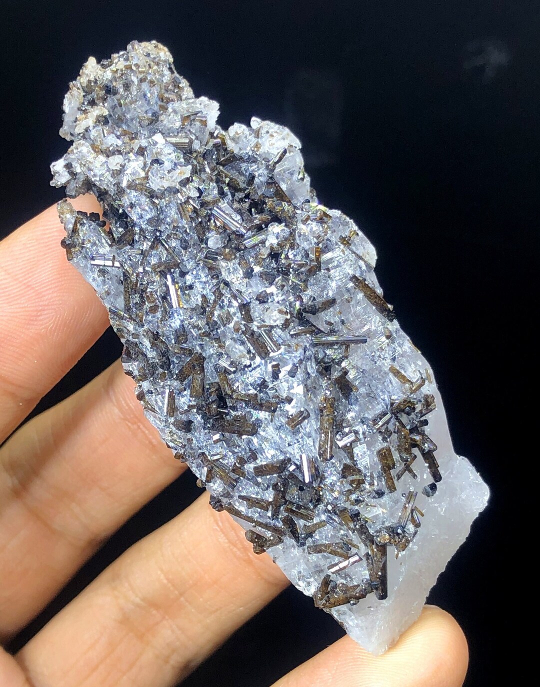 Childrenite Crystals on Quartz, Eosphorite Childrenite, Childrenite ...
