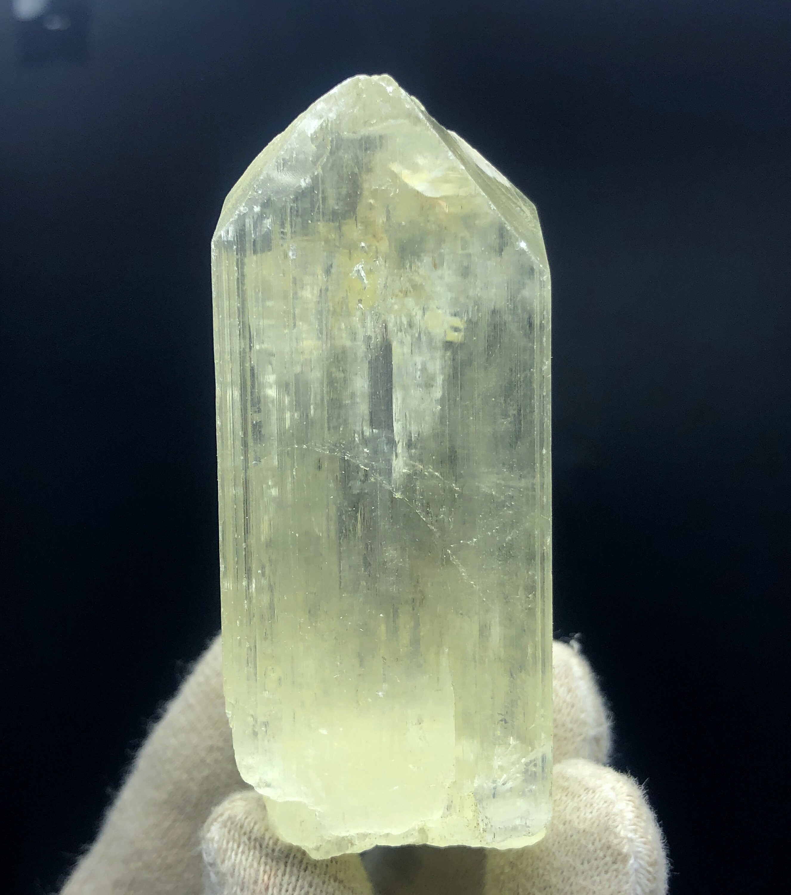 Kunzite Crystal, Yellow Kunzite, Triphane Kunizte, Kunzite Stone ...
