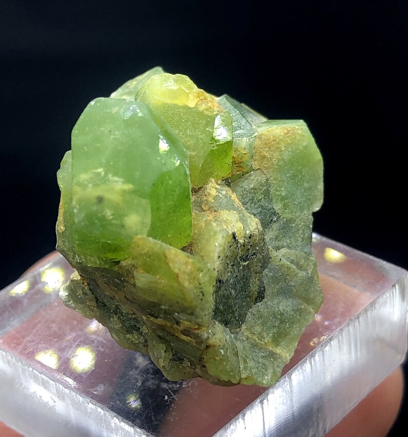 Peridot Crystal , Olivine Peridot Crystals Specimen, Raw Peridot ...