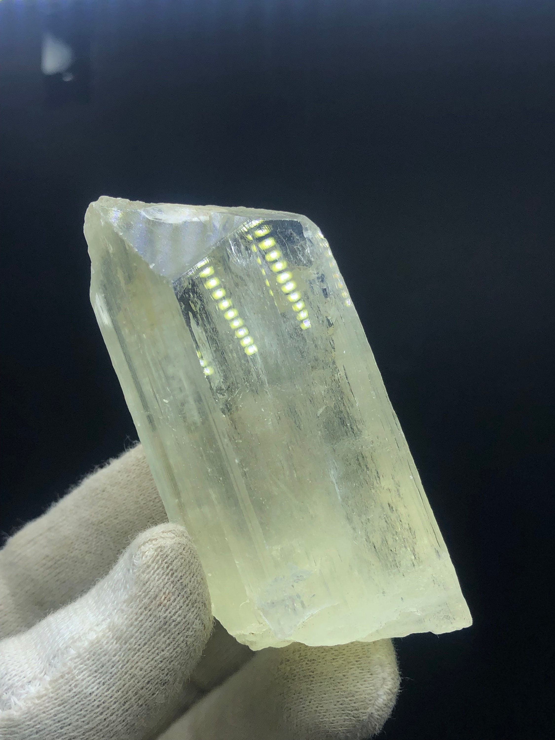 Kunzite Crystal, Yellow Kunzite, Triphane Kunizte, Kunzite Stone ...