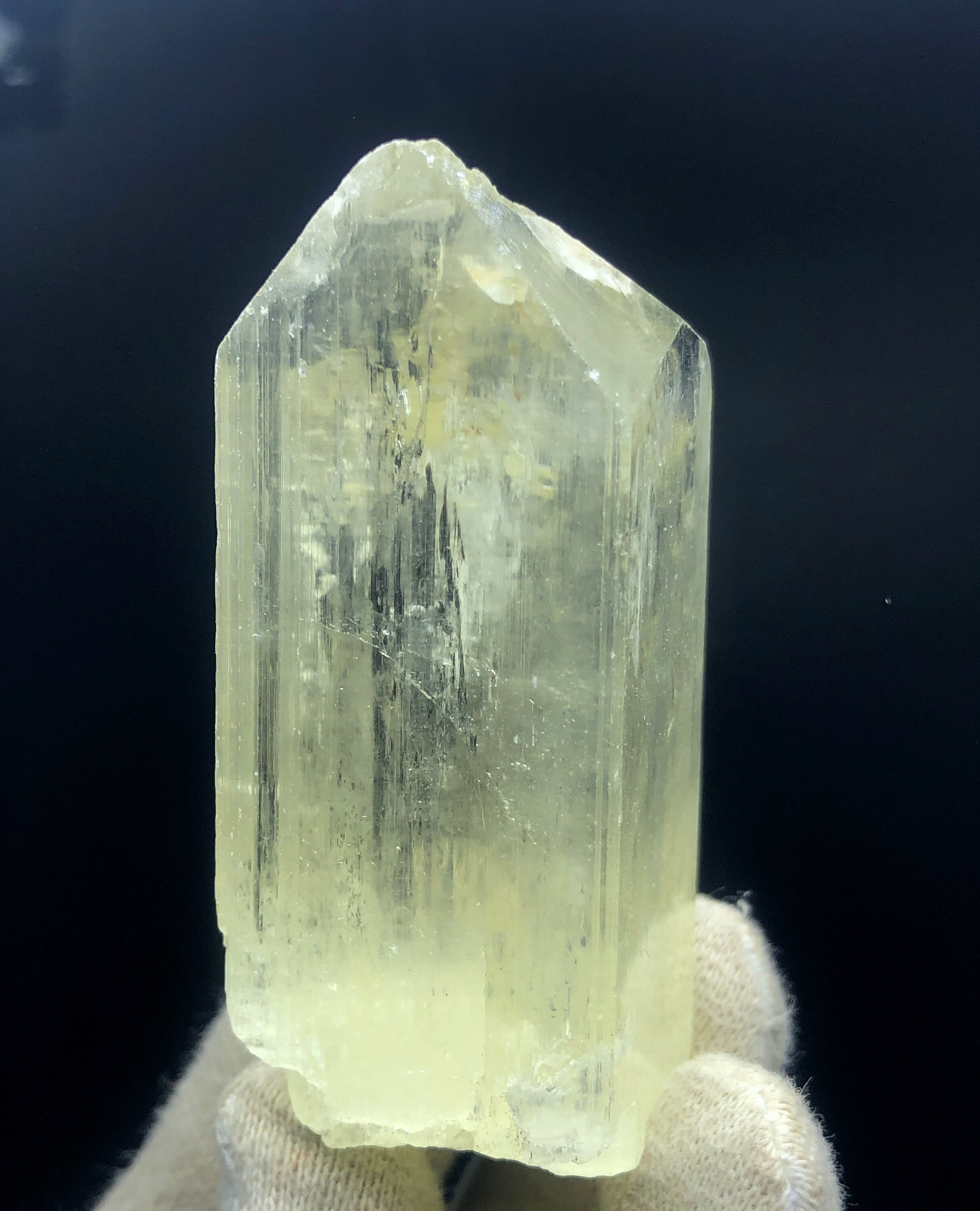 Kunzite Crystal, Yellow Kunzite, Triphane Kunizte, Kunzite Stone ...