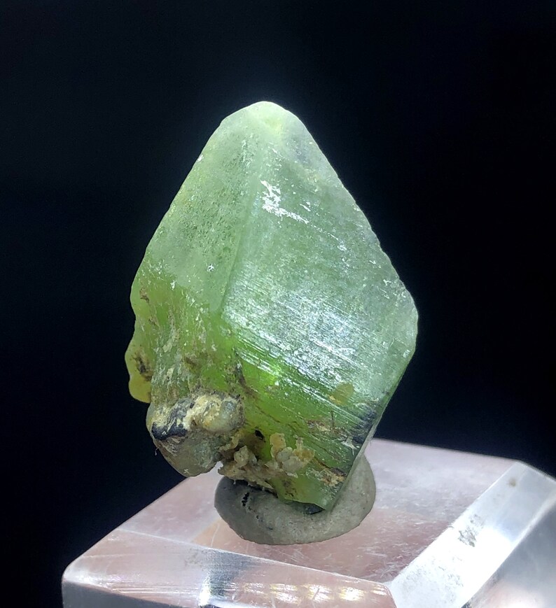 Peridot Crystal, Olivine Peridot Specimen, Green Peridot, Peridot Stone ...