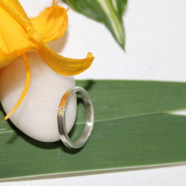 Flush Set Ring - Etsy