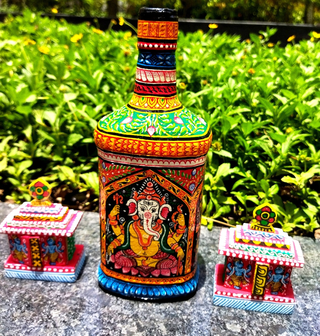 Hand Painted Wine Bottle Art, Handpainted Bottle Ganesh, Pattachitra ...