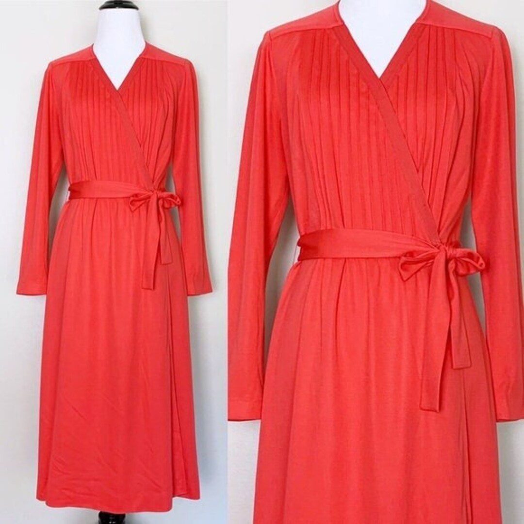 S Vintage 1960s 1970s Edith Flagg California Lipstick Red Pleated Long ...