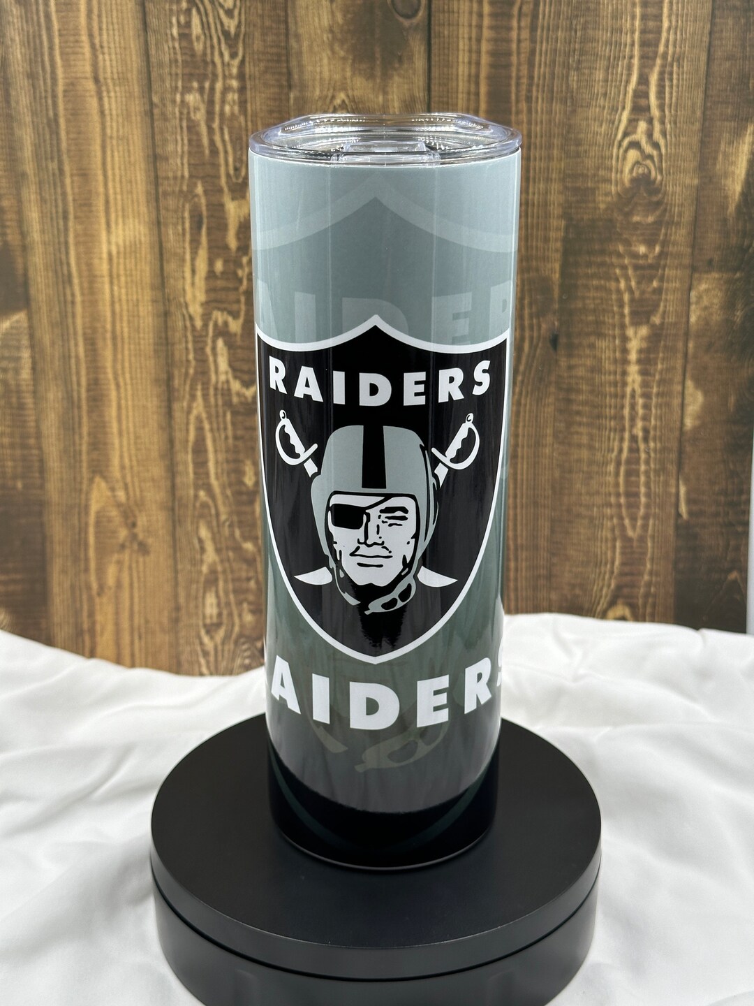 Las Vegas Raiders Football Inspired 20oz Stainless Steel Drink Tumbler ...