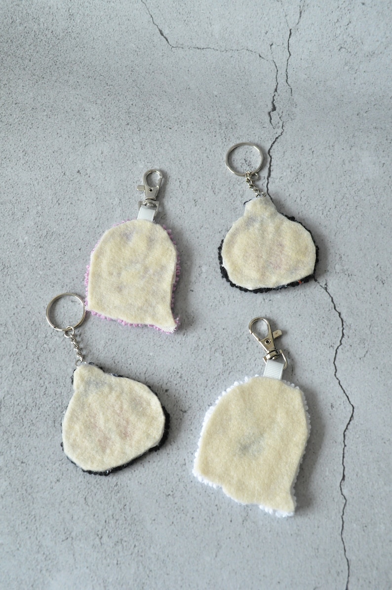 Punch Needle Keychain Tufted Bag Tag Daisy Bag Charm Evil - Etsy