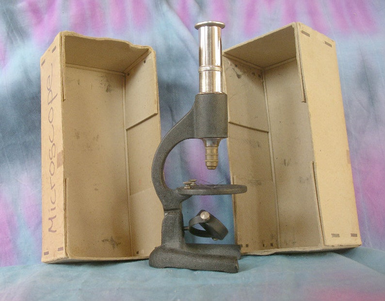 Vintage Student Microscope, Early 1940s, Excellent Condition, Ships ...