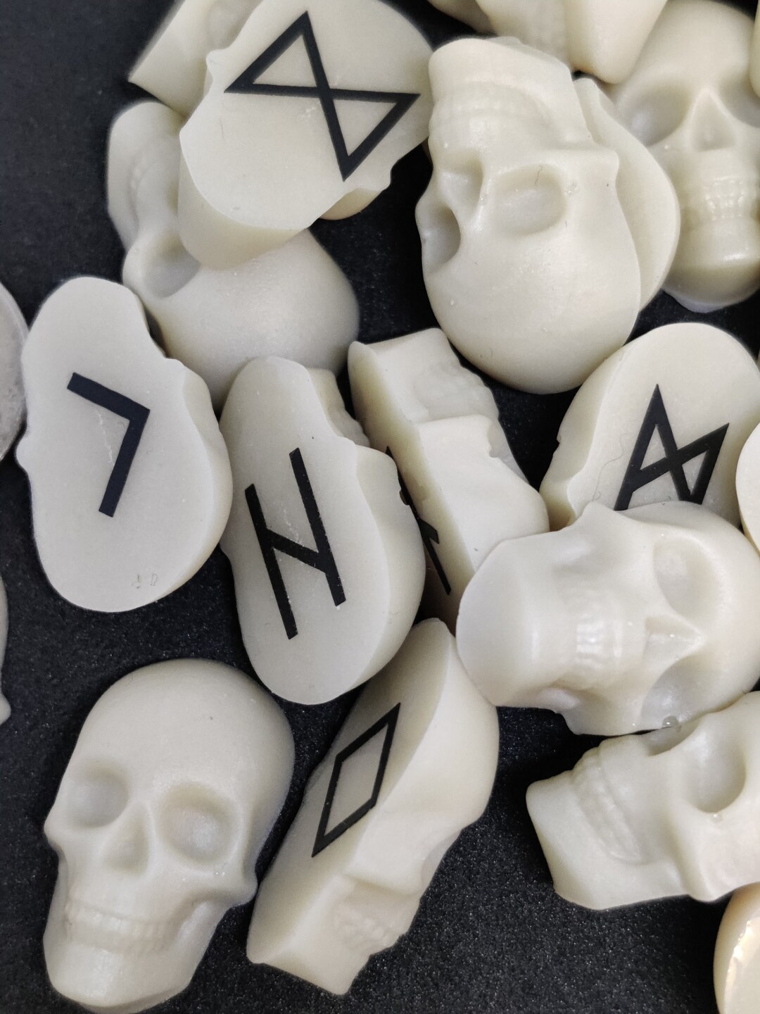 Elder Futhark Rune Set: Skull Runes, Pagan Norse Divination - Etsy