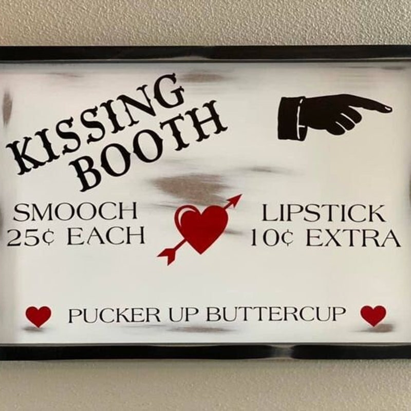 Kissing Booth Sign - Etsy