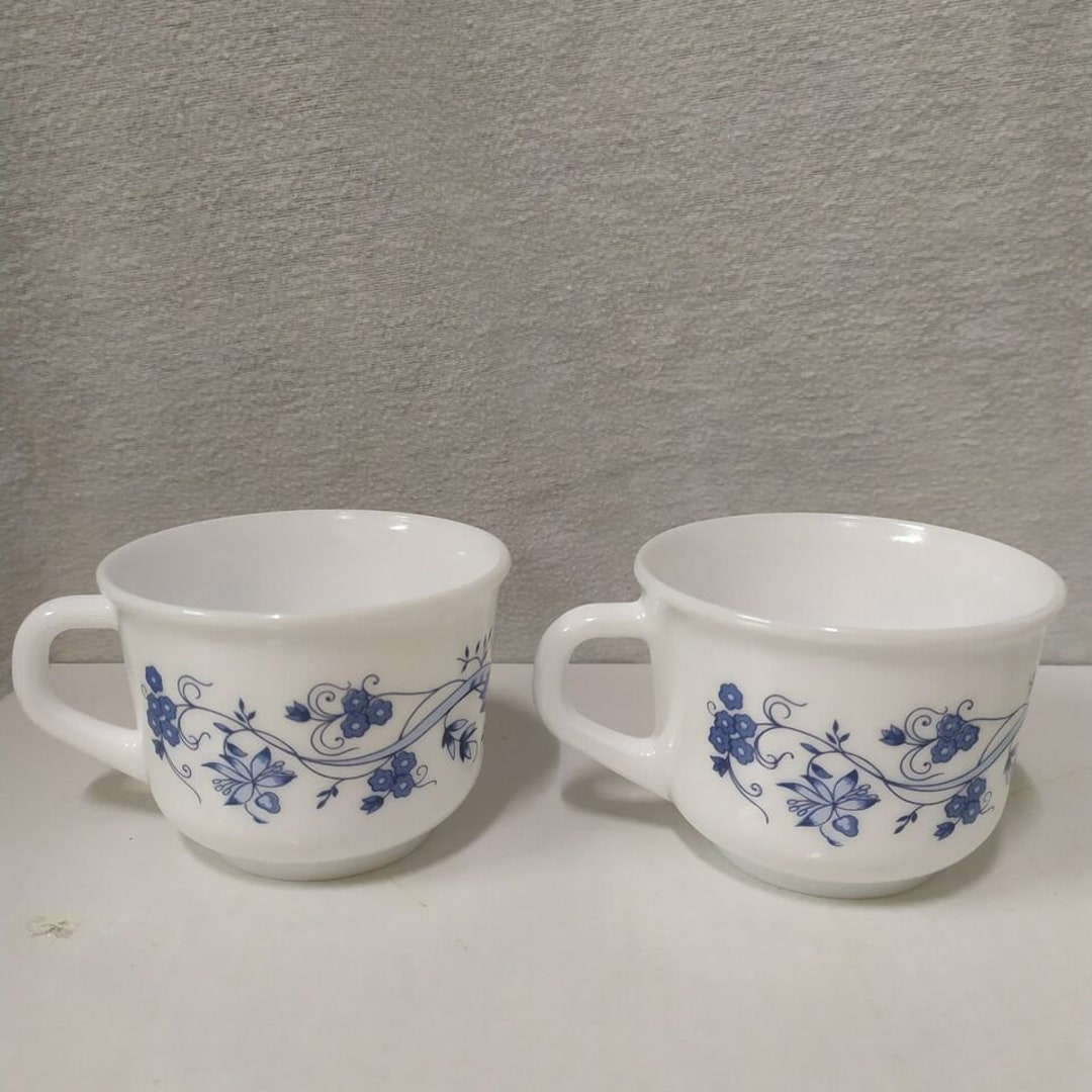ARCOPAL Set of 2 Tea Cups - Aster Collection for Nutella - Vintage ...