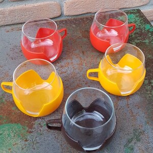 Set 5 Vintage Combi Cup, Retro Plastic Cups Vintage Cup Design 1970s ...