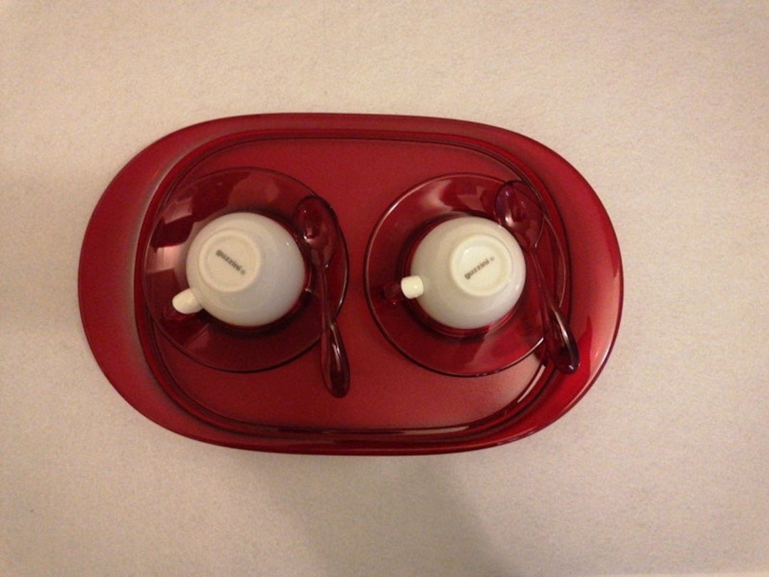 GUZZINI Set With Two Espresso Cups With Saucer and Teaspoons + Red Tray ...