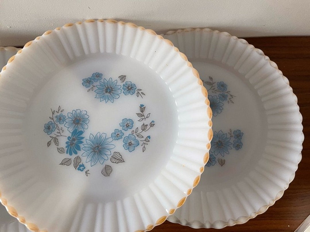 Termocrisa Set of 5 Opaline Dessert Plates - Gold Edge - Vintage Design ...