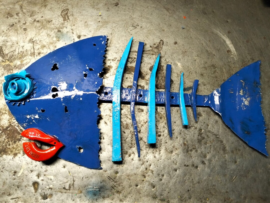 Fish Sculpture Scrap Metal Art of Flor Da Fer - Contemporary Work of ...