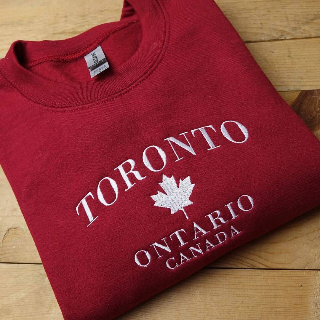 Toronto, Ontario Canada Embroidered Crewneck / Travel to North America ...