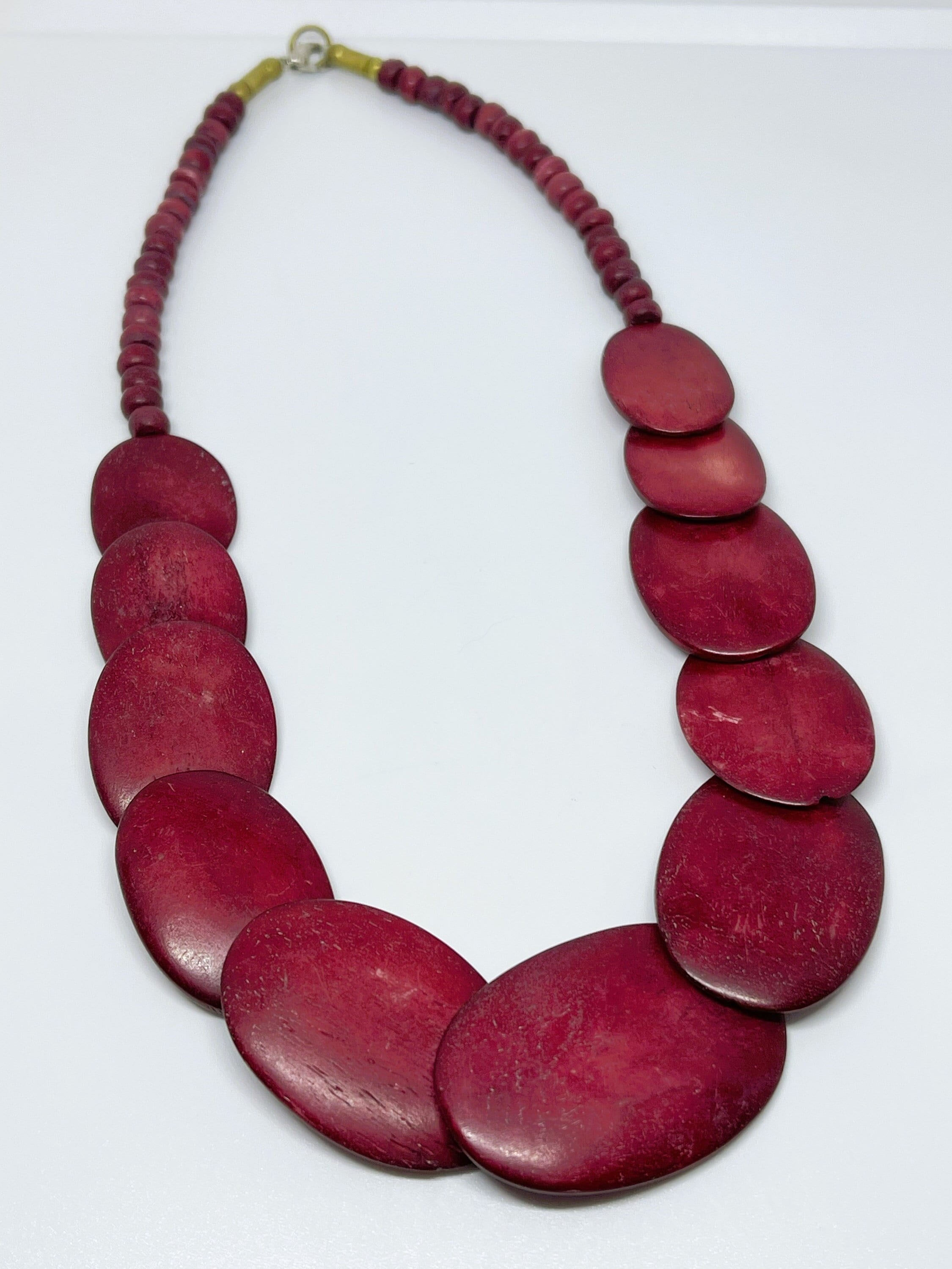 Vintage Overlapping Dark Red Shell Necklace, Flat Disc Graduated Beaded ...