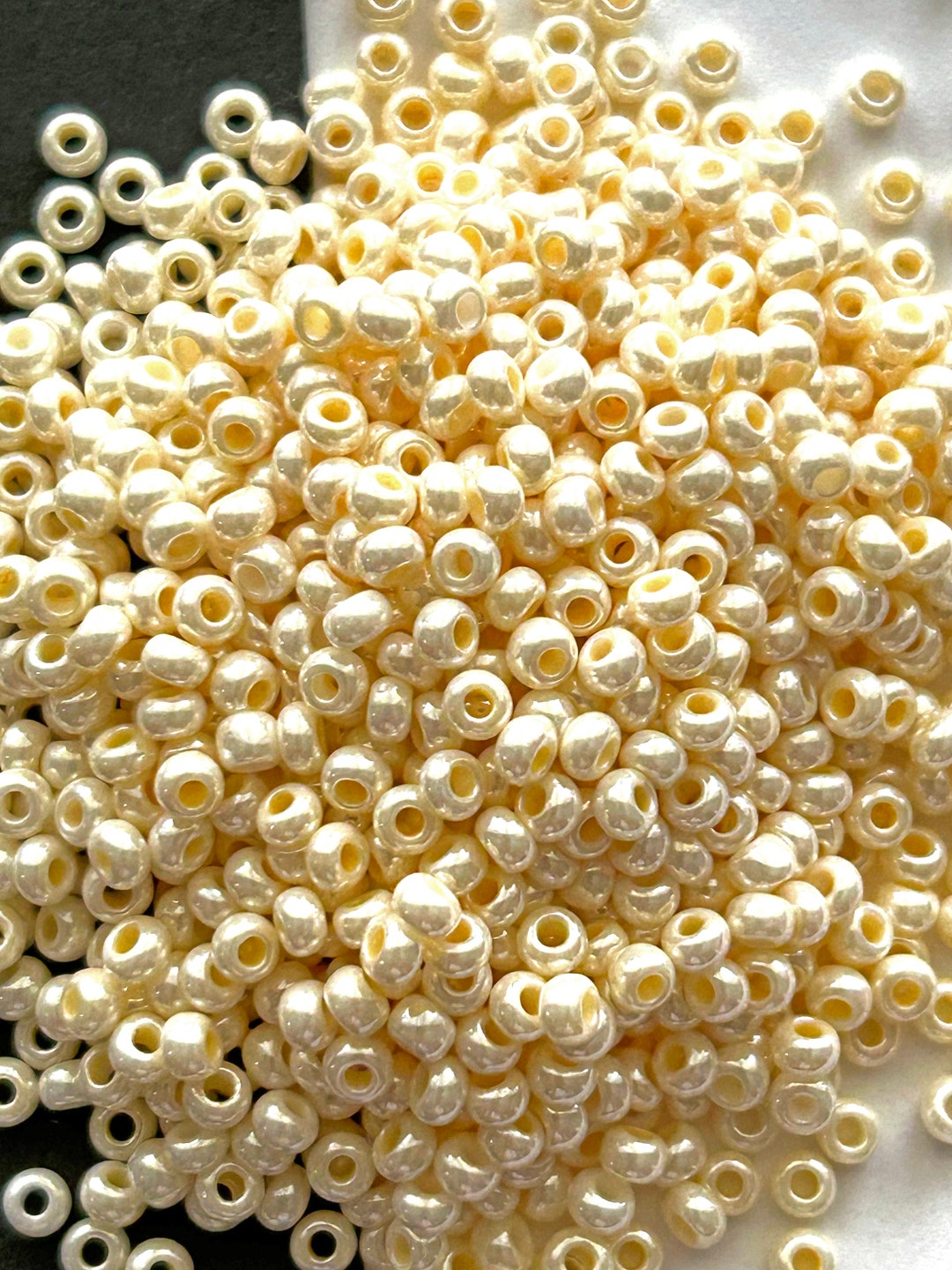 Eggshell Czech Seed Beads: Size 8 Cream Luster Beads - Etsy