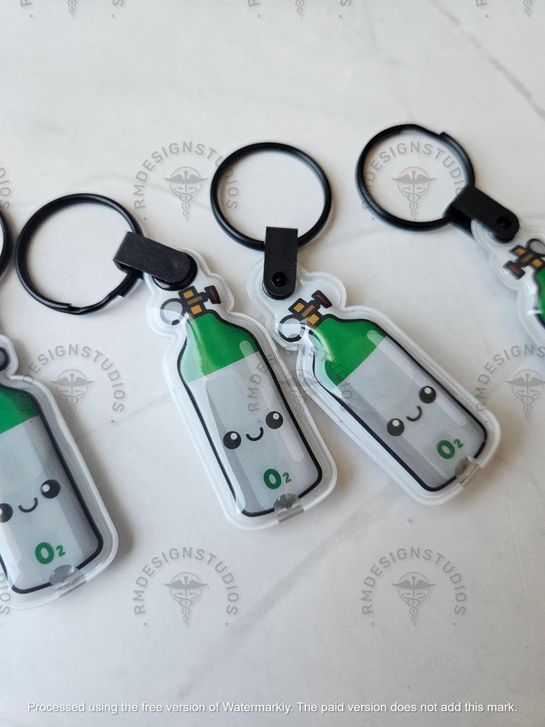 One Oxygen Tank Flashlight – Badge Reel Flashlight for Respiratory ...