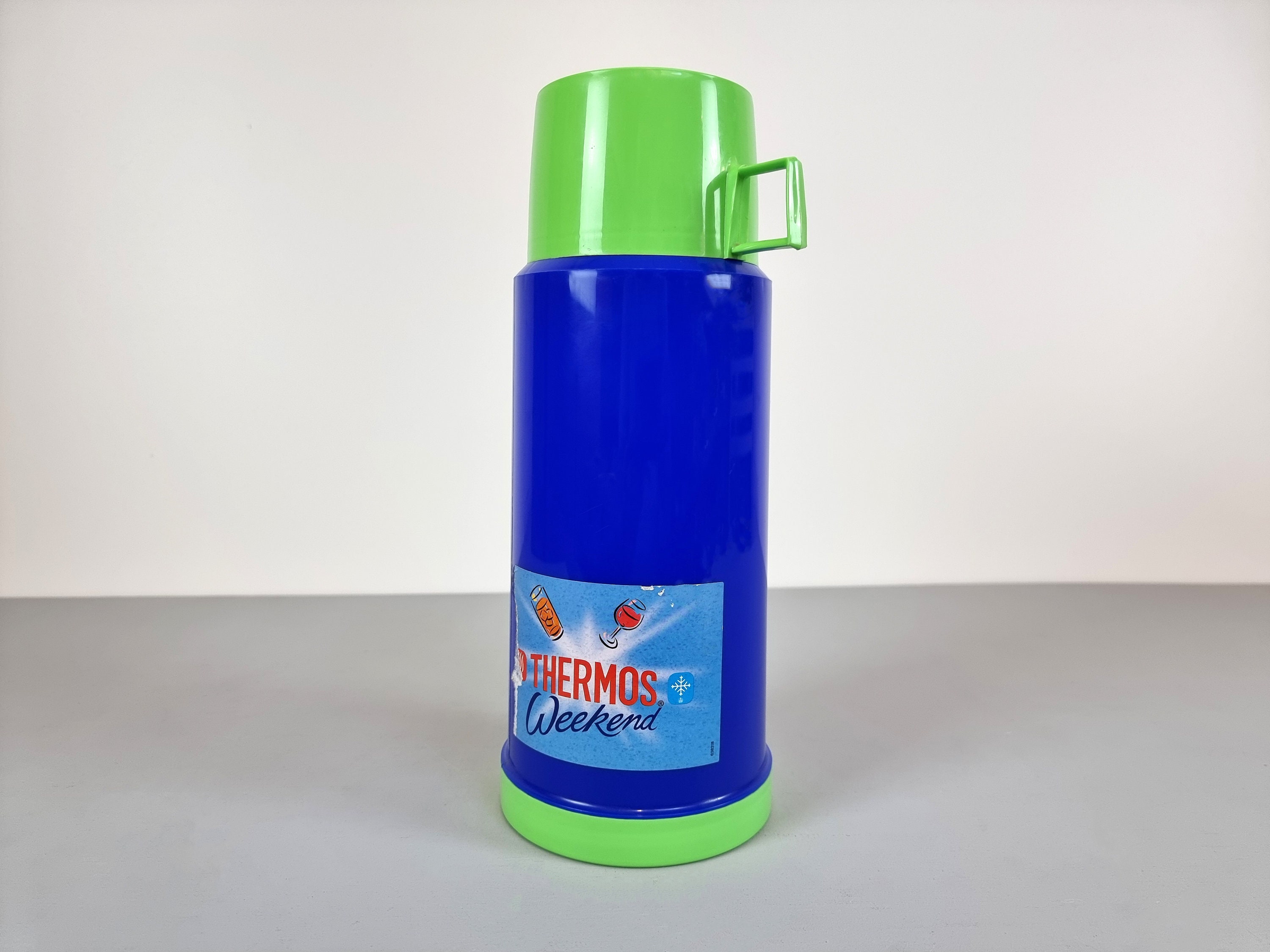 Space Age Design - Vintage THERMOS 'Weekend' Blue Plastic Flask, Hot ...