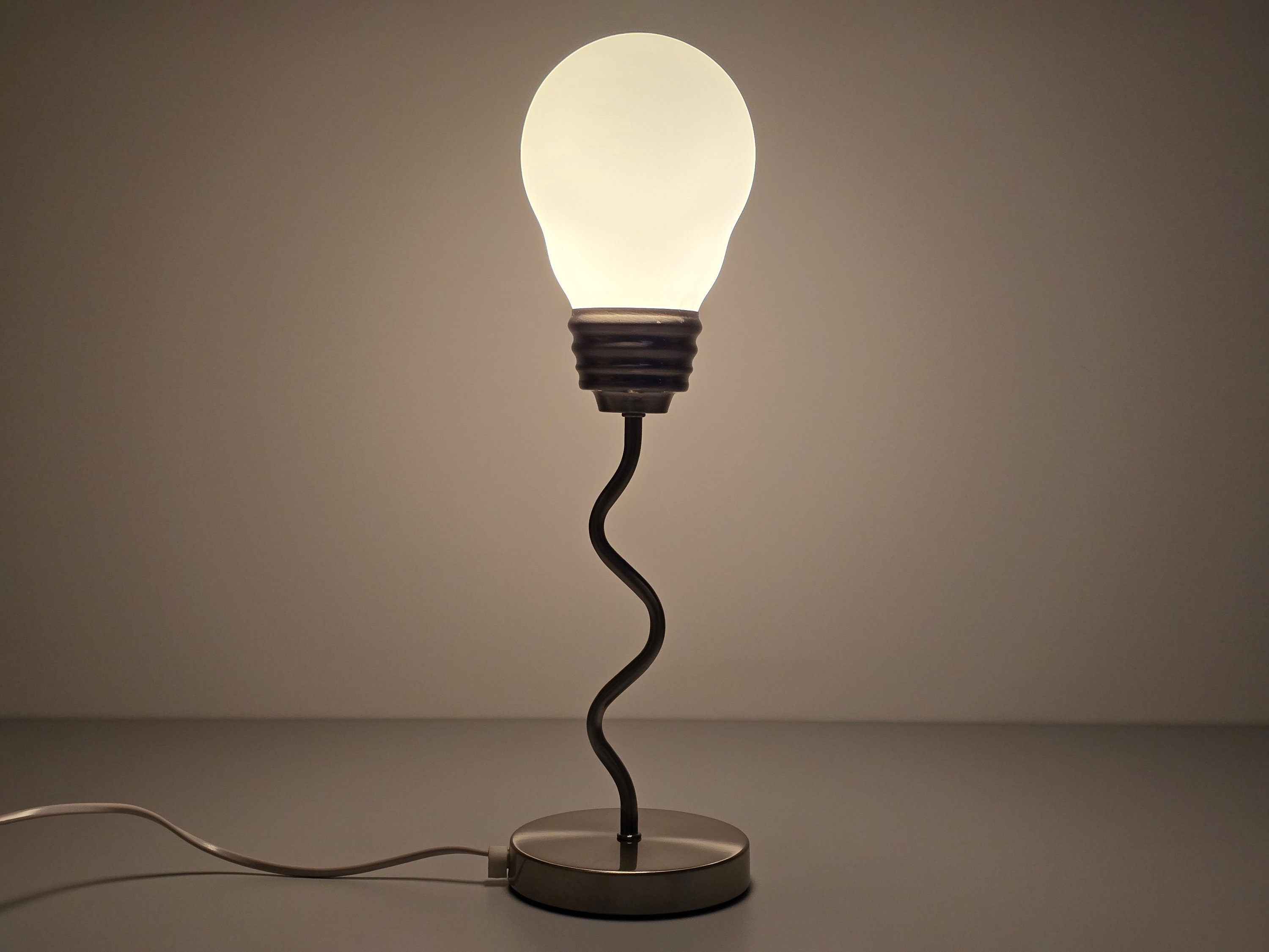 Postmodern Design - Vintage Y2K Design Table Lamp, Desk Lamp - Vintage ...