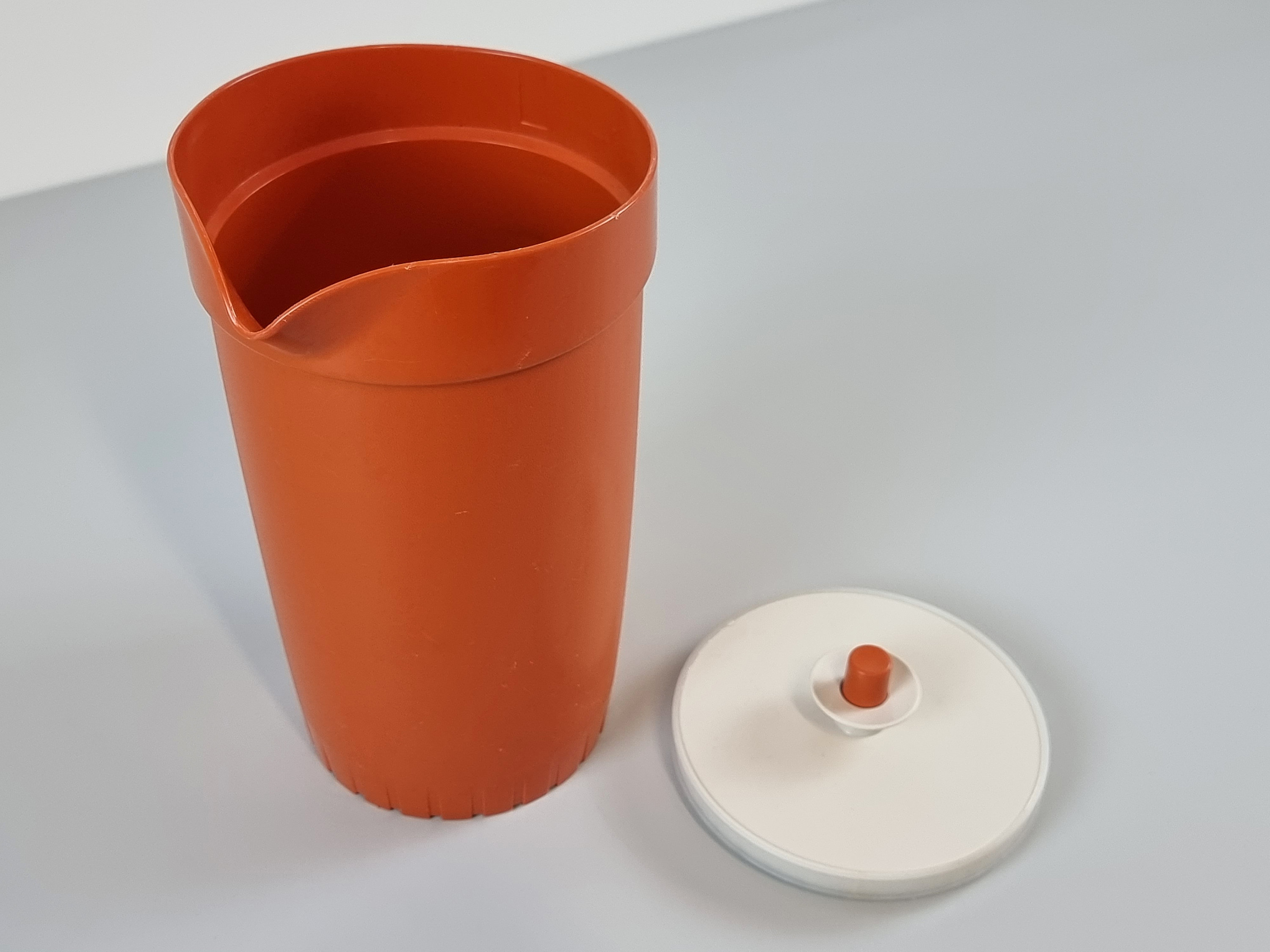 Vintage TUPPERWARE #800-12 Press N Seal Large Pitcher With Push Button ...