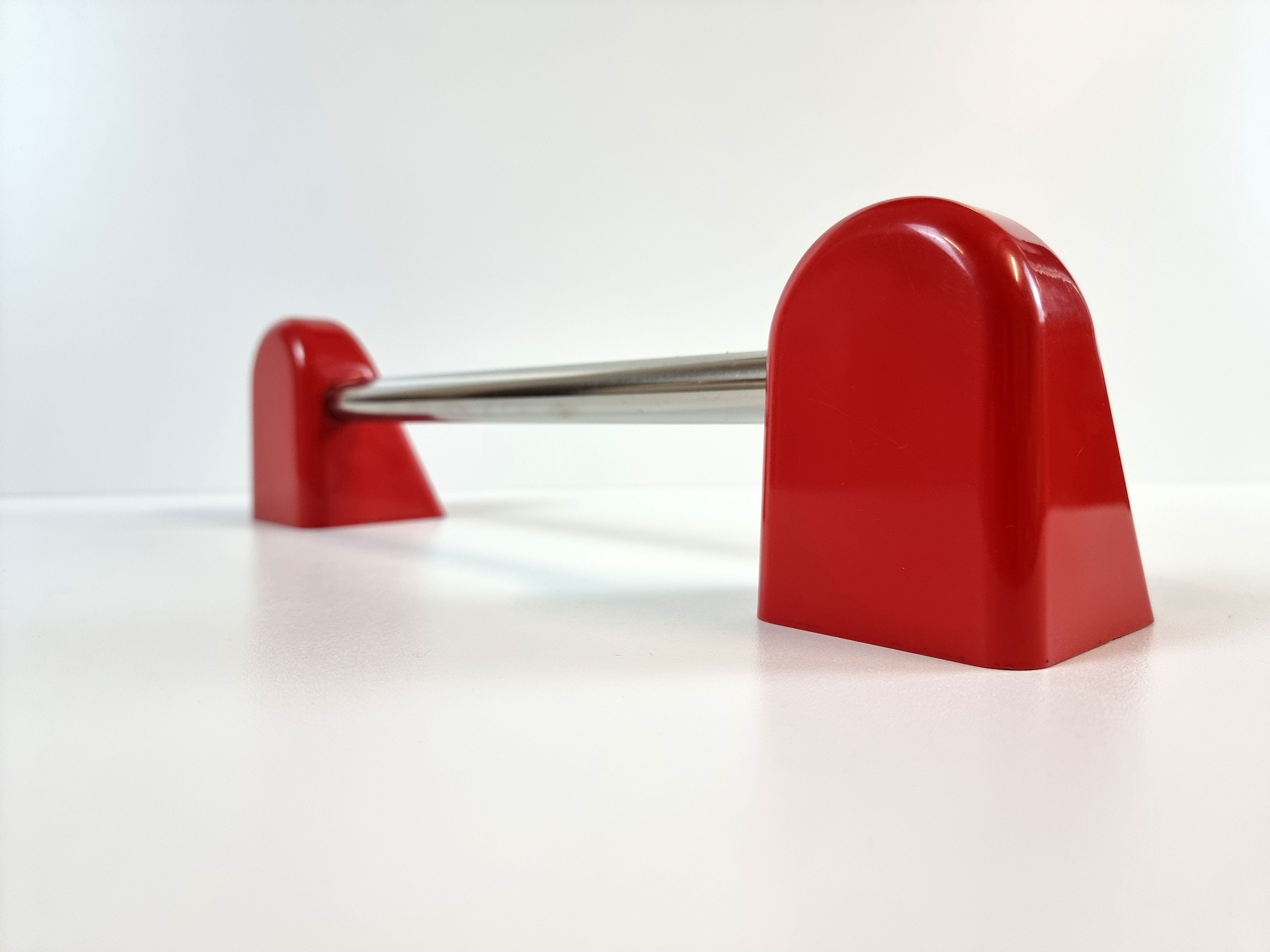 Space Age Design - Vintage GEDY Plastic Towel Rail, Wall Mounted ...