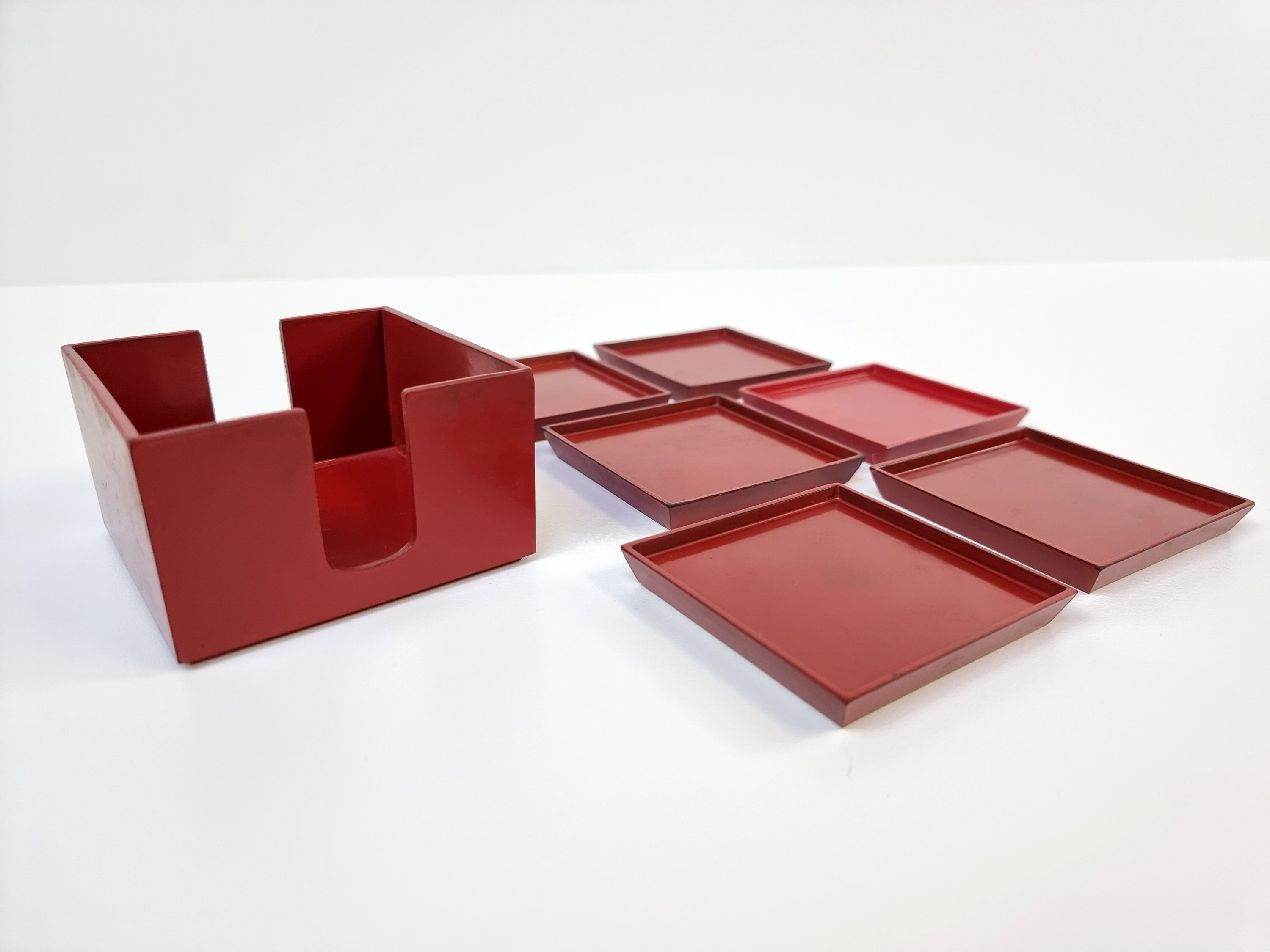 Mid Century Modern - Vintage Set Of 6 Bakelite Coasters - Retro Chic ...