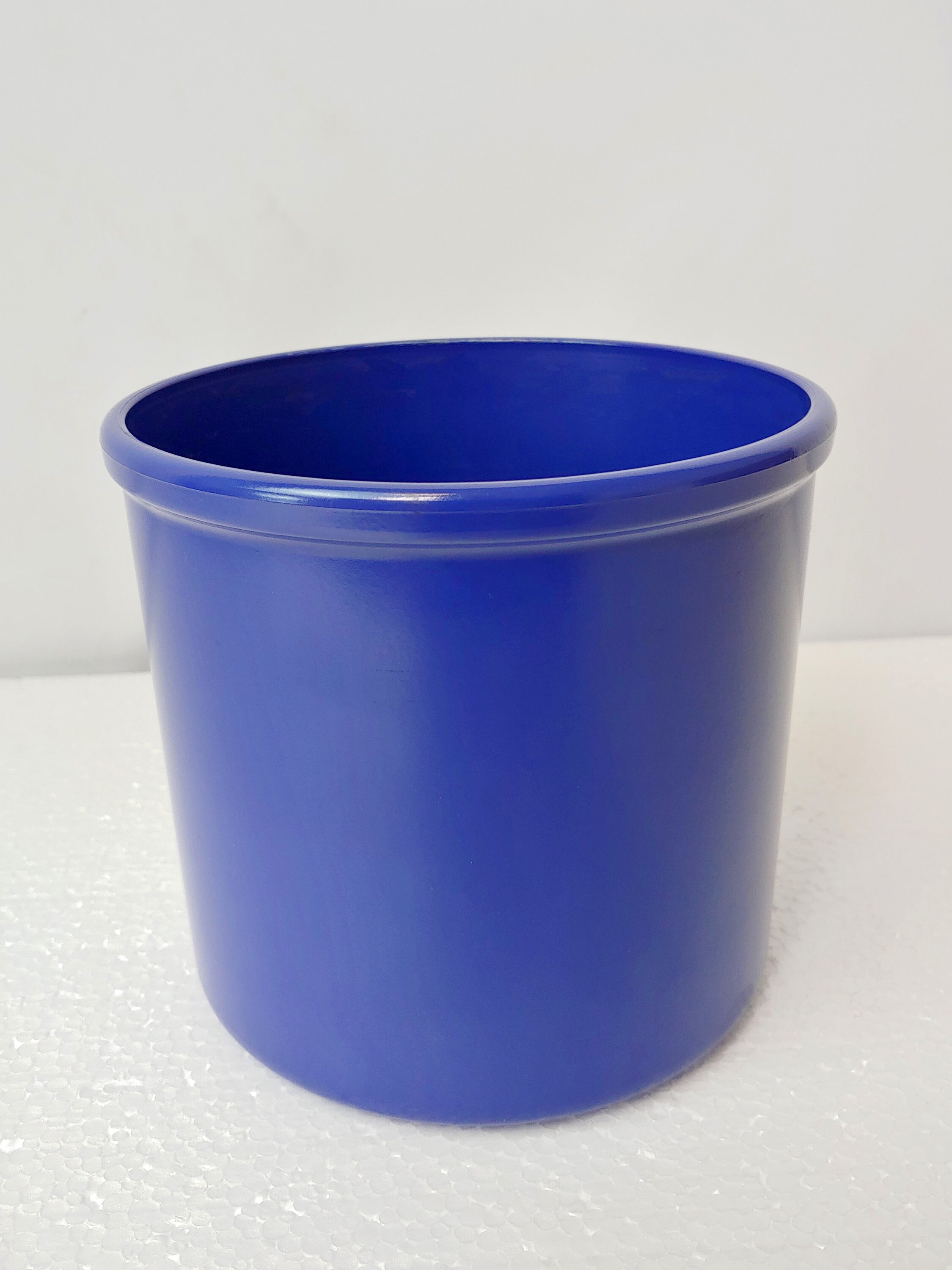 Space Age Design- Vintage Blue Plastic Pot - Vintage Leni Hydro Kultur ...