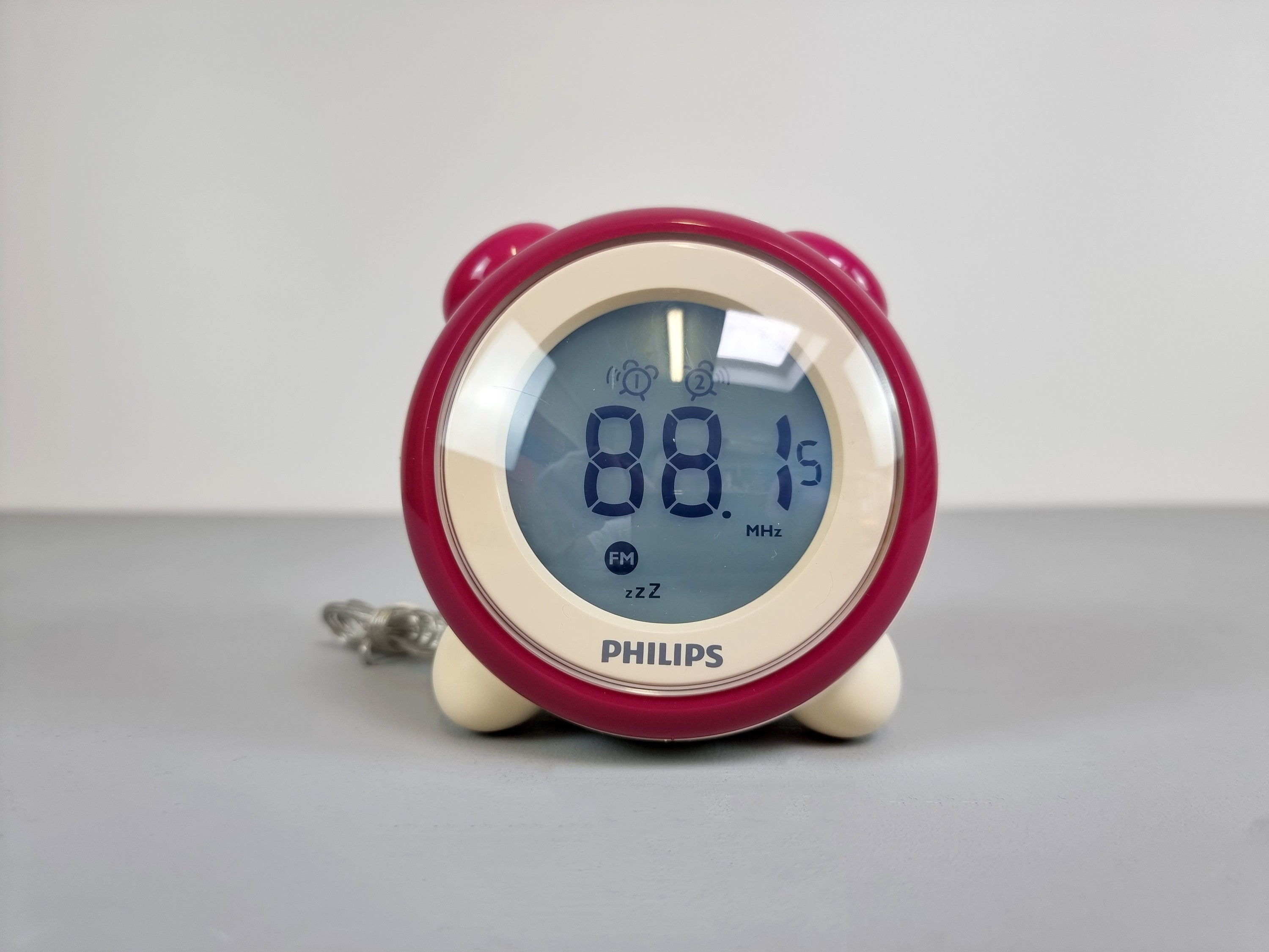 Contemporary Design - Vintage PHILIPS AJ3138 Radio Alarm Clock - Retro ...