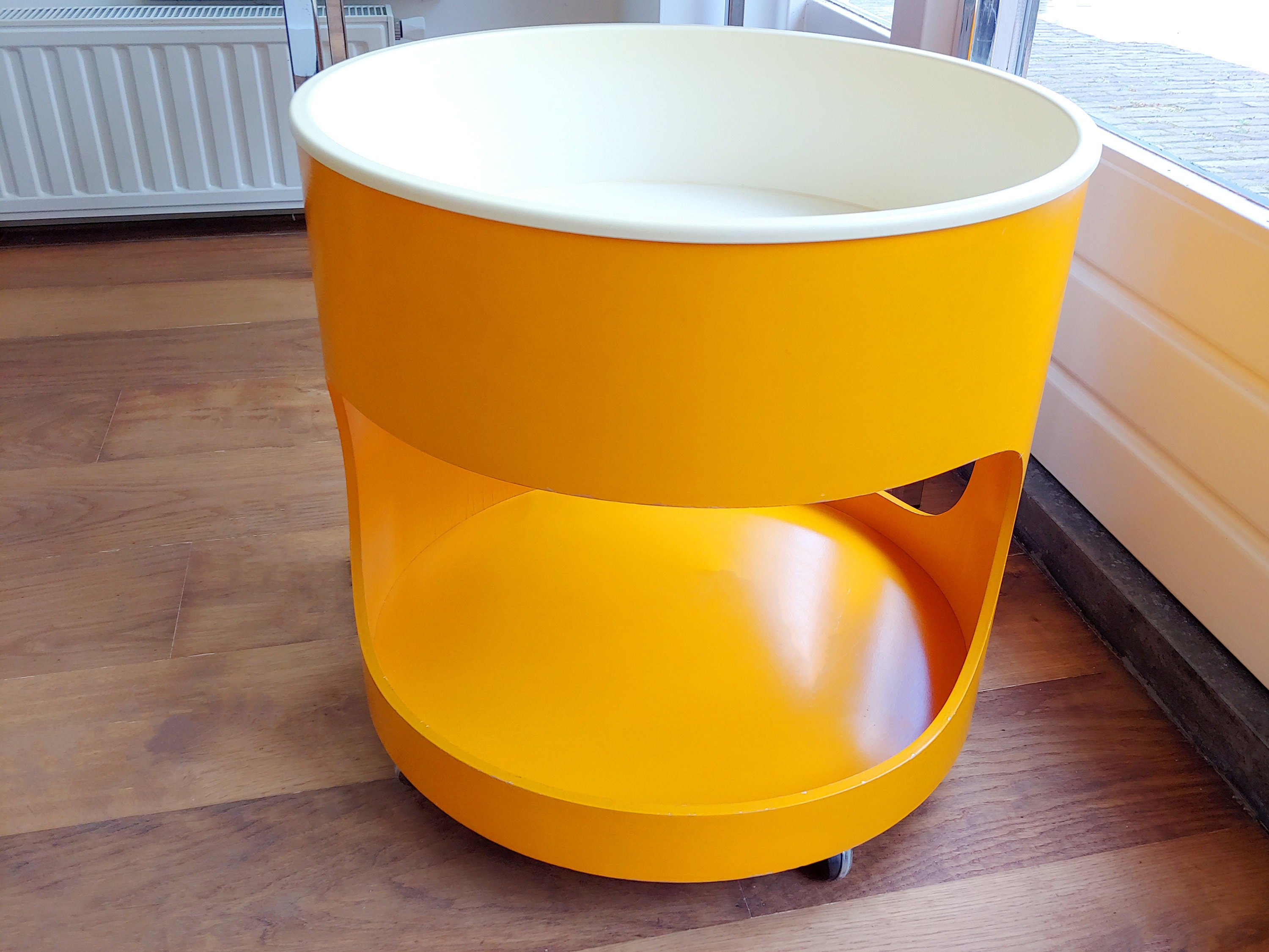 Space Age Design - Vintage Coffee Table - 5124 Luna Side Table - Opal ...