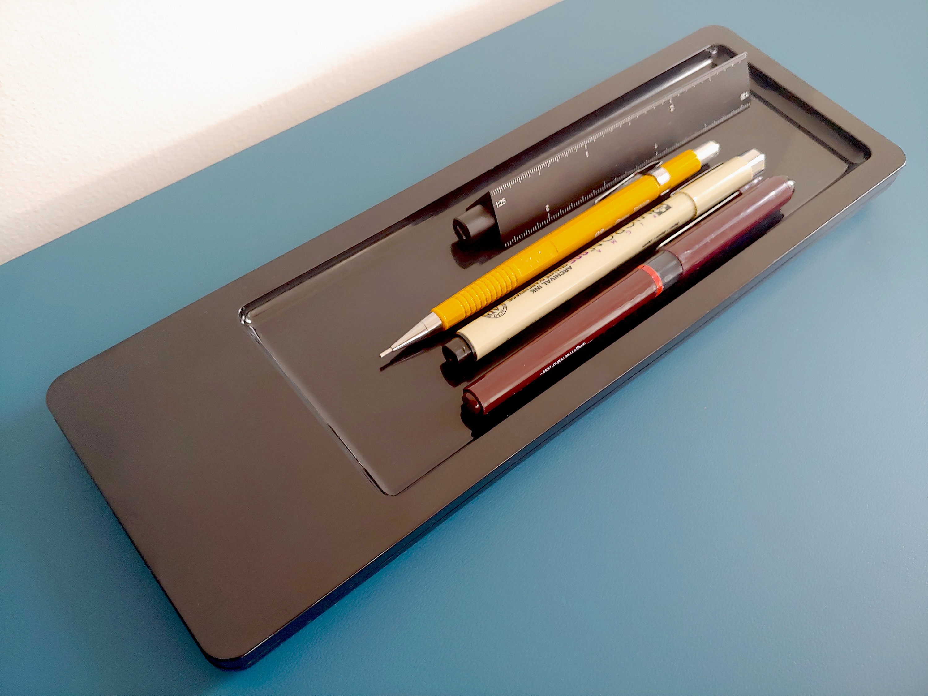 Modernist Design - Desk Accessories - Pen Tray i-Line - HAN-Bürogeräte ...