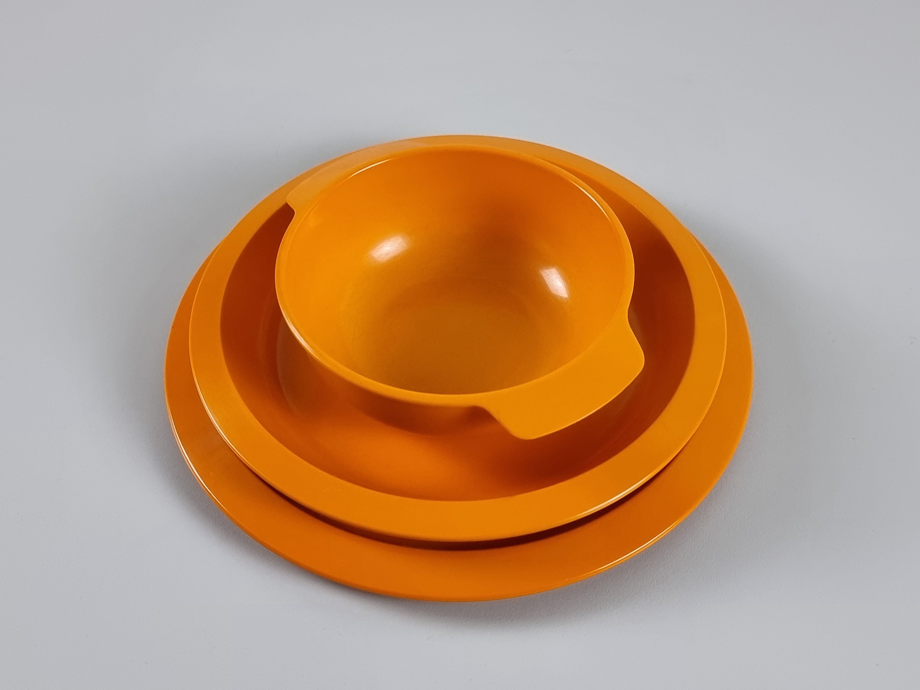 Space Age Design - Set Of 3 TIGER PRODUCTS Orange Melamine Plates With ...