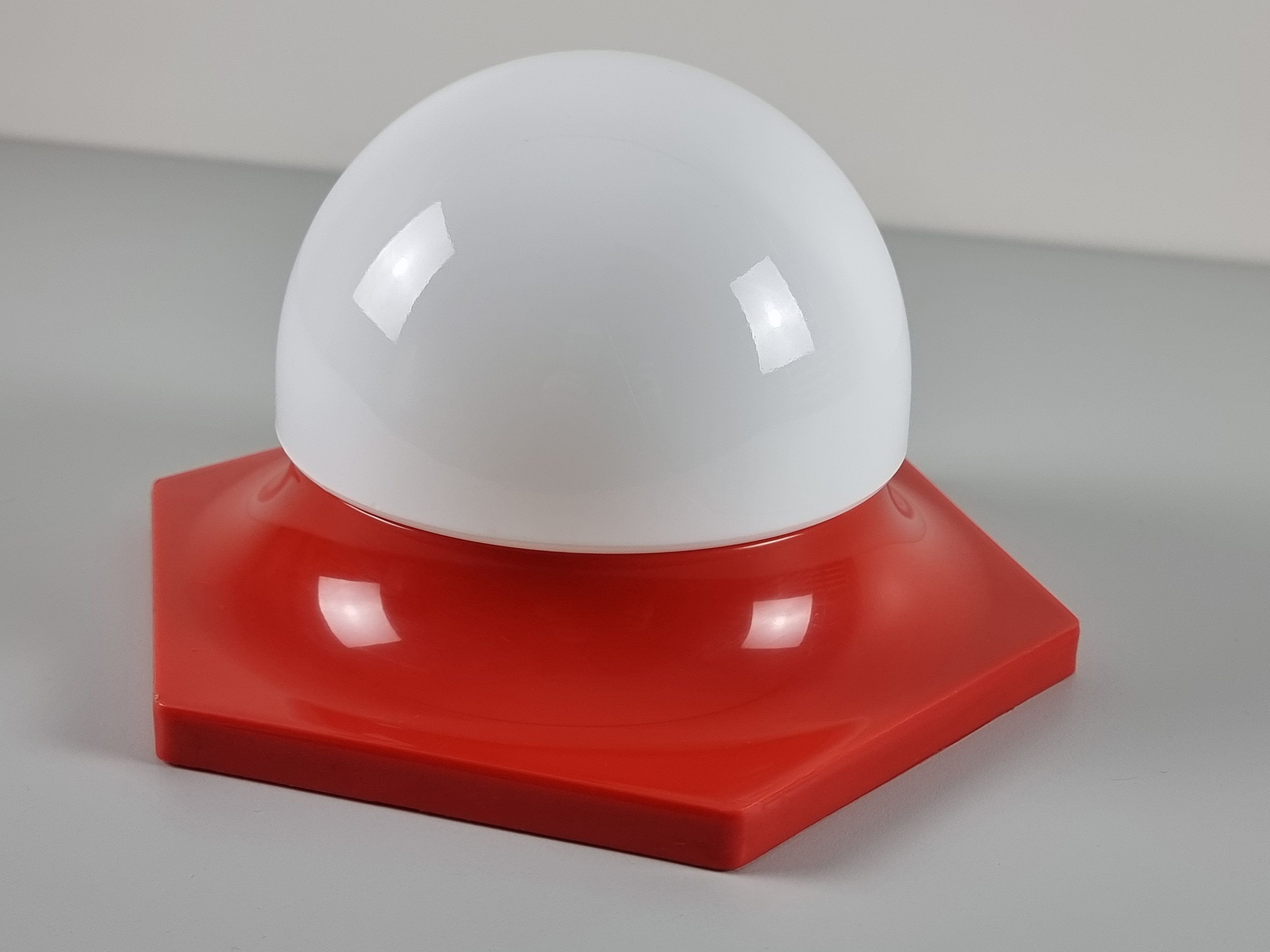 Space Age Design - Vintage 1970s Ceiling And Wall Light Fixture With ...