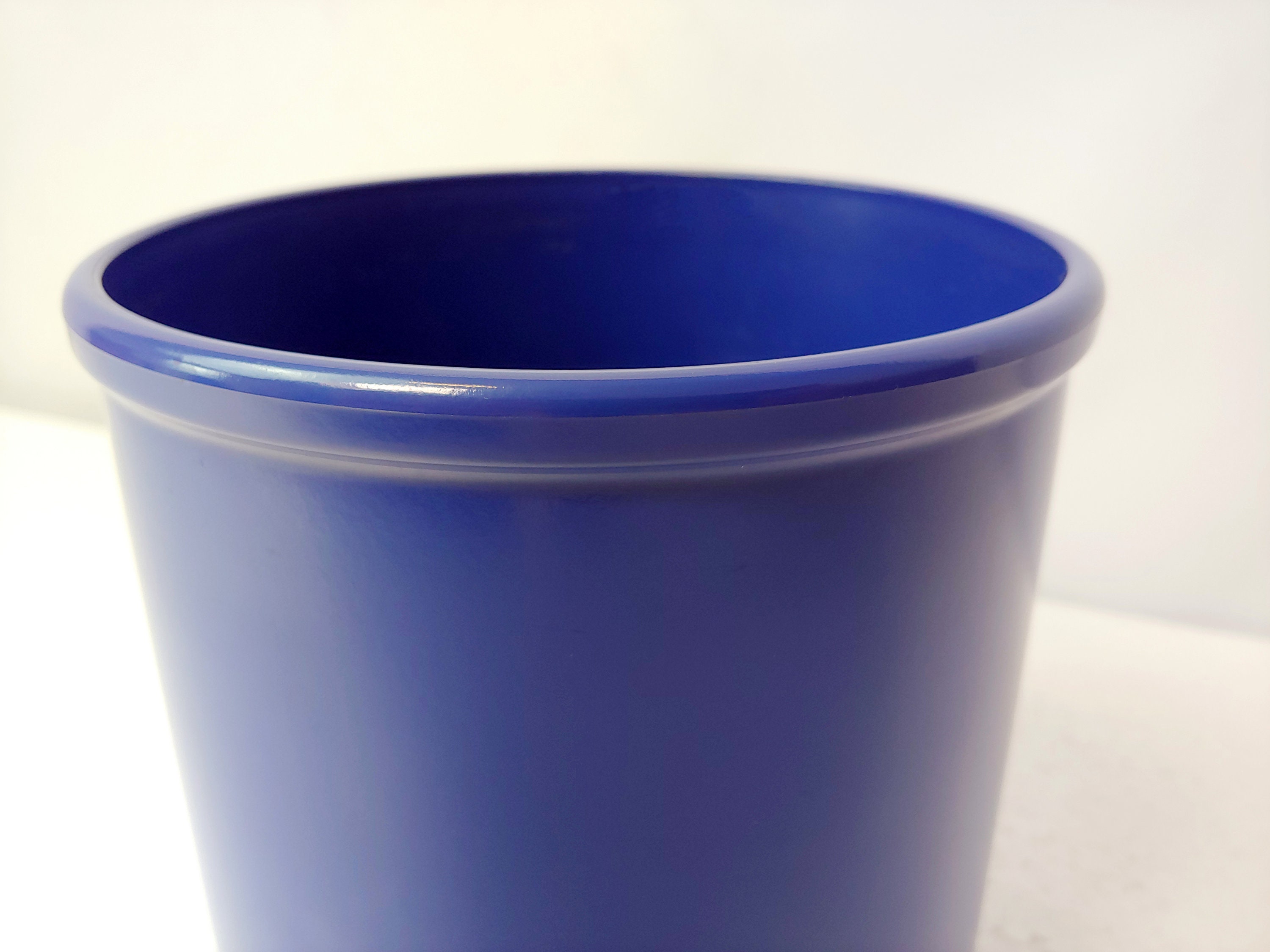 Space Age Design- Vintage Blue Plastic Pot - Vintage Leni Hydro Kultur ...